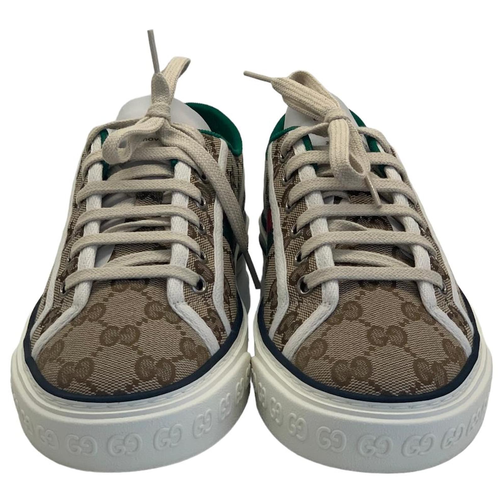Gucci Lace ups Light brown Cloth ref.712258 - Joli Closet