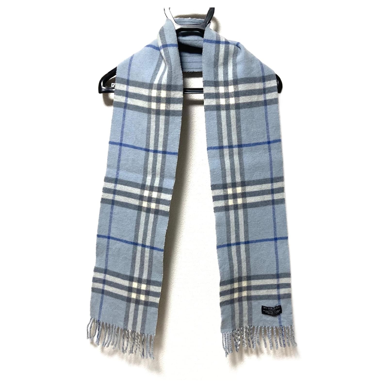 BURBERRY Light blue Wool ref.713763 - Joli Closet
