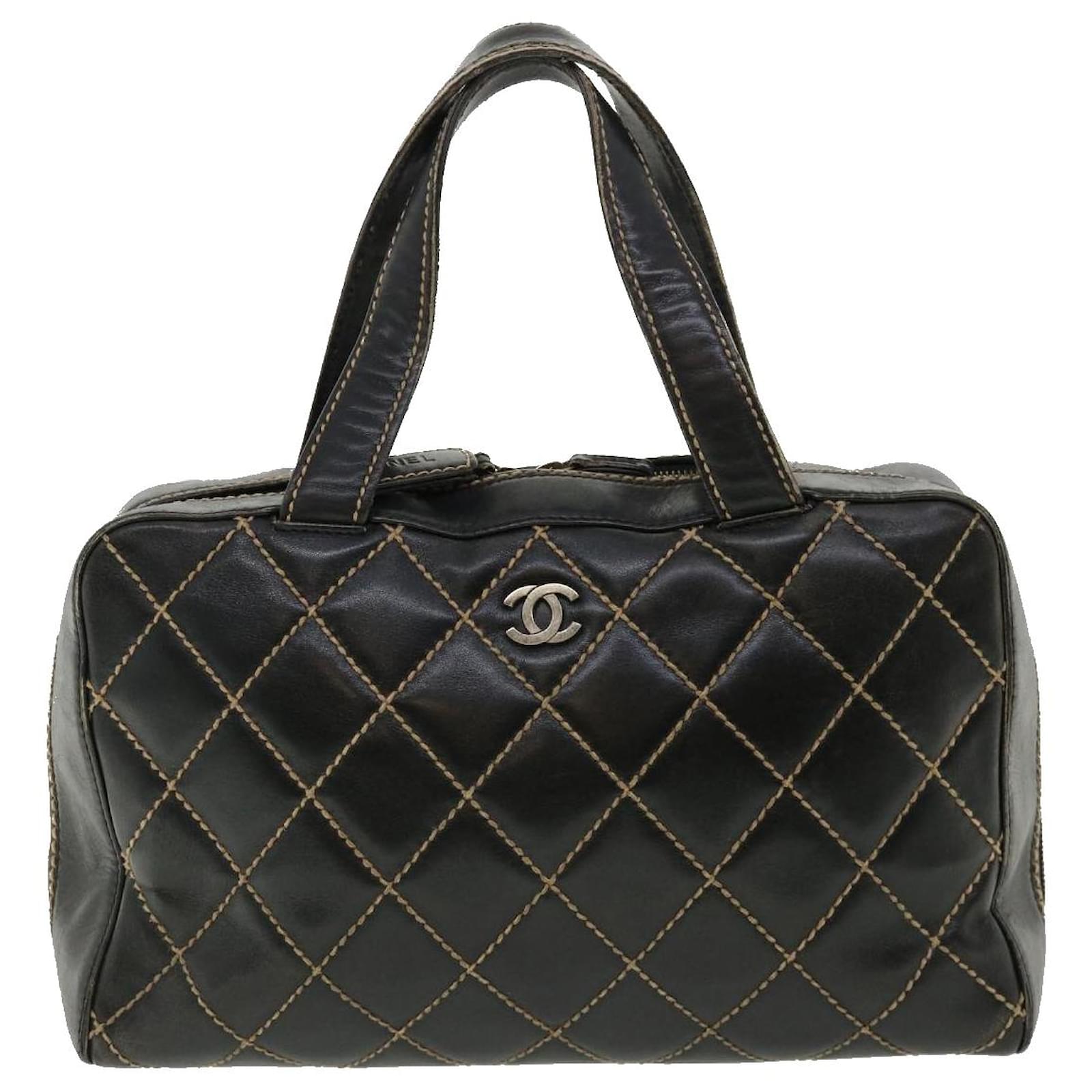 Chanel Stitch Sauvage Cuir Noir ref.715206 - Joli Closet