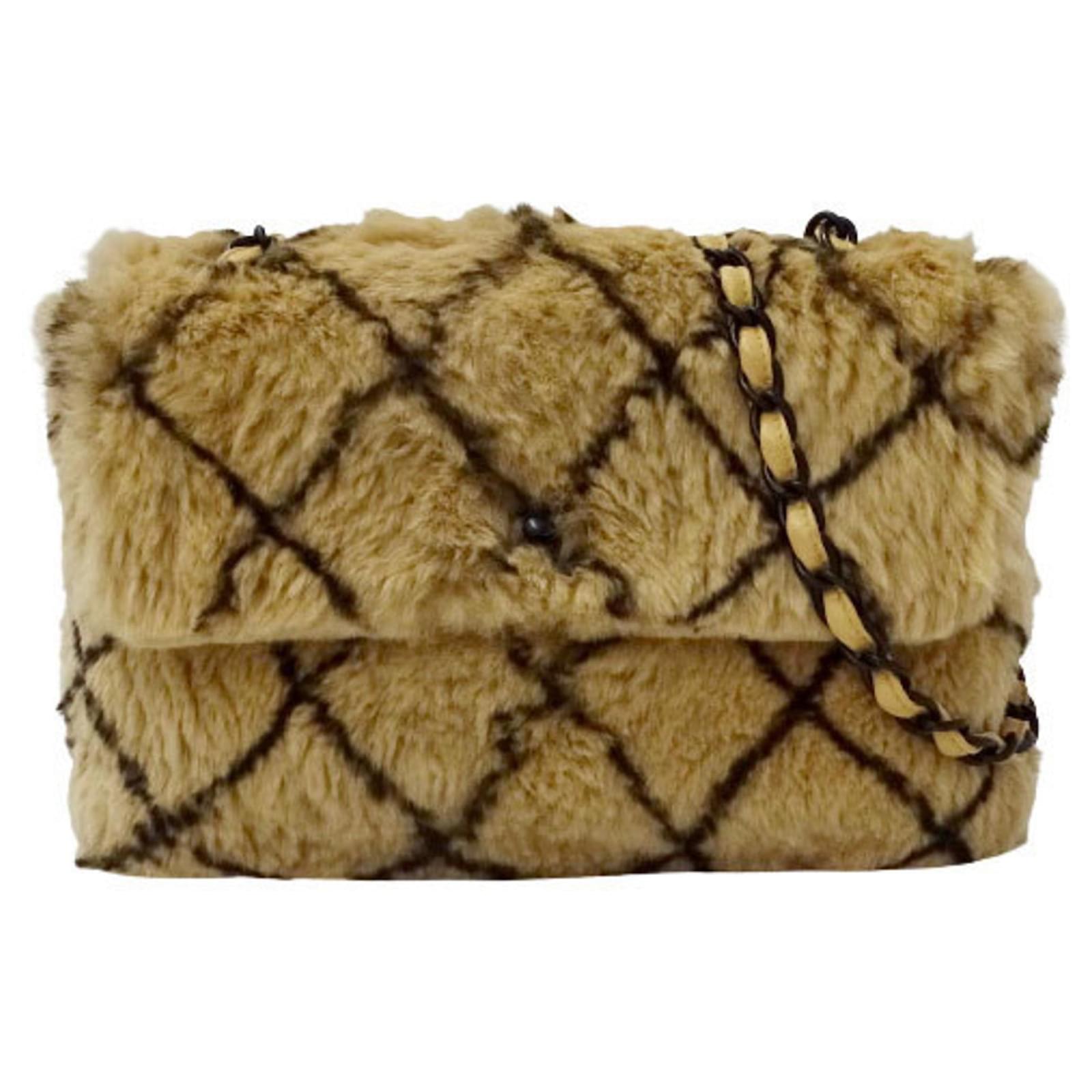 Chanel - Brown Fur ref.718364 - Joli Closet