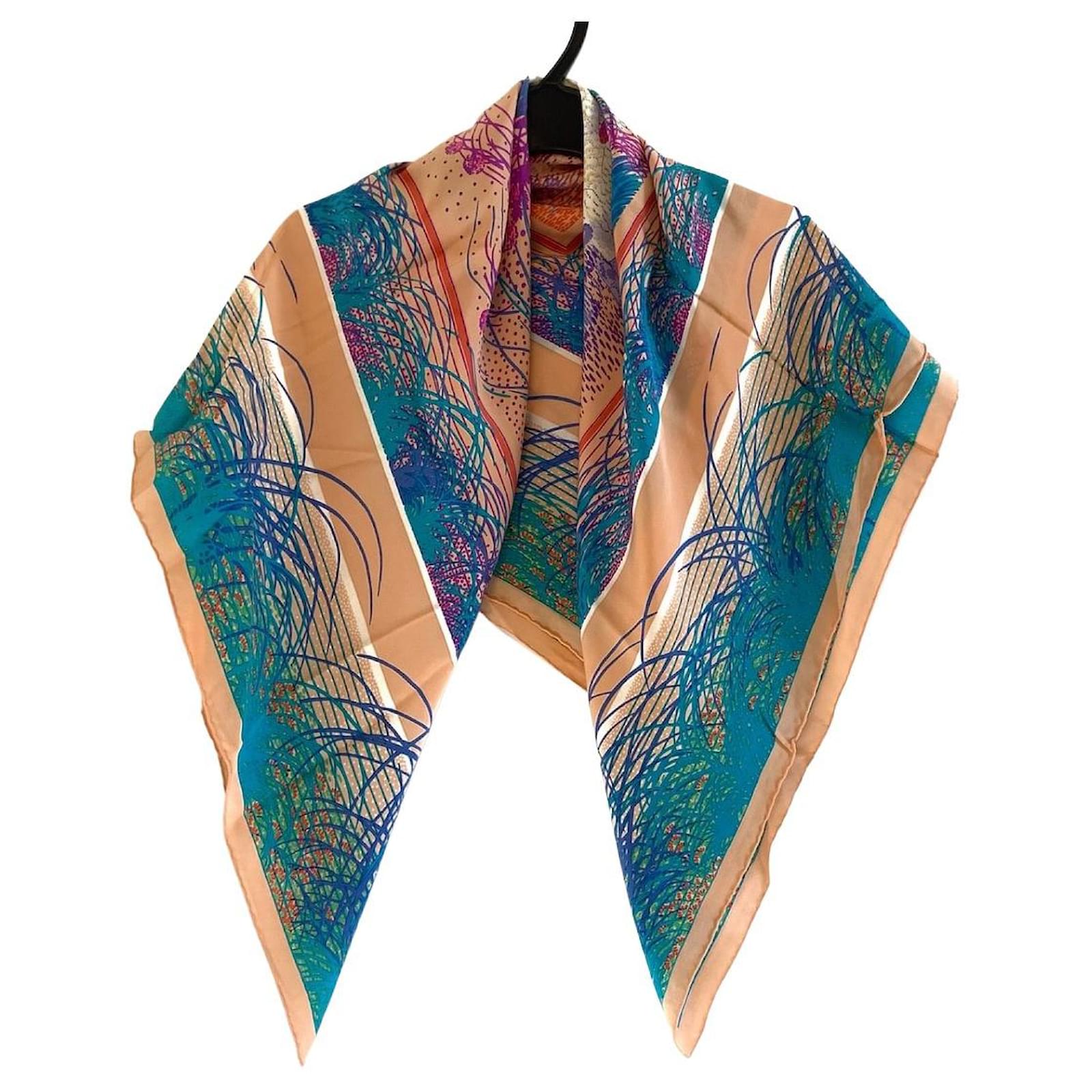 DIOR Soie Bleu ref.720171 - Joli Closet