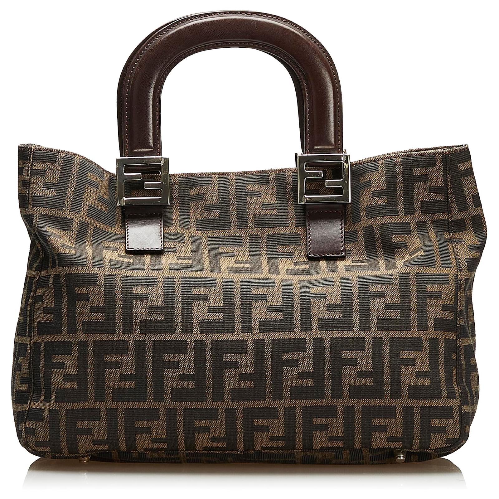 Sac à main Fendi marron avec poignée en zucca Toile Tissu ref.722940 ...