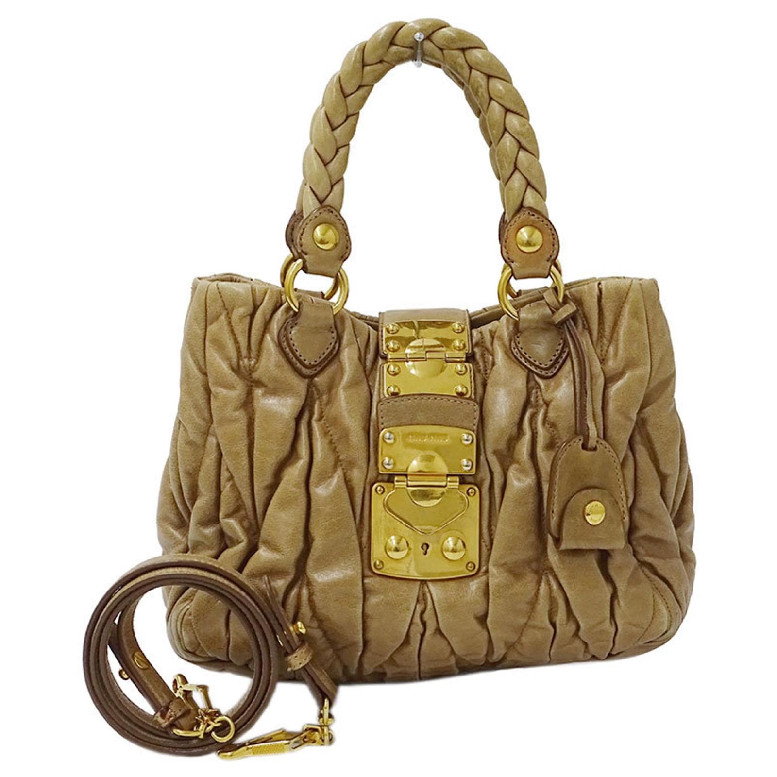 miu miu Beige Leder ref.724005 - Joli Closet