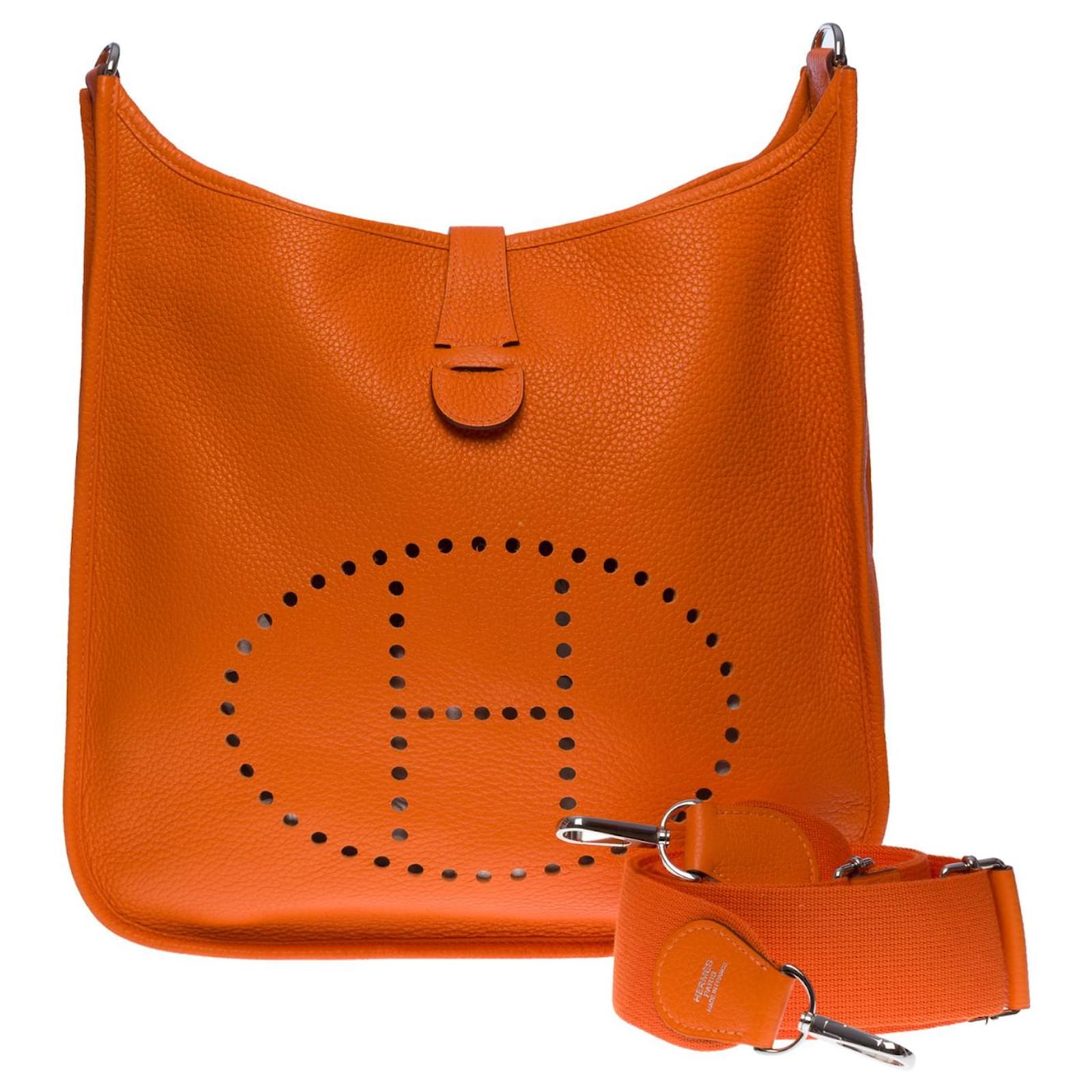 Hermès The iconic and luminous Hermes Evelyne large model shoulder bag ...