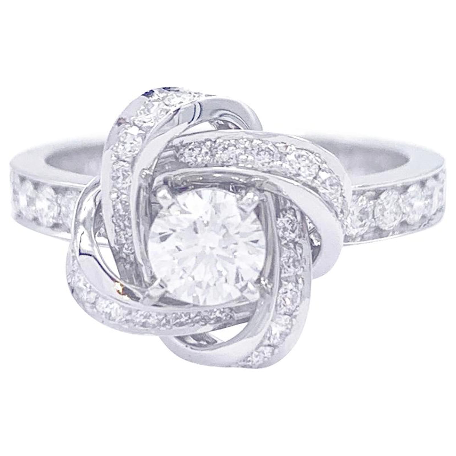 Boucheron ava ring store