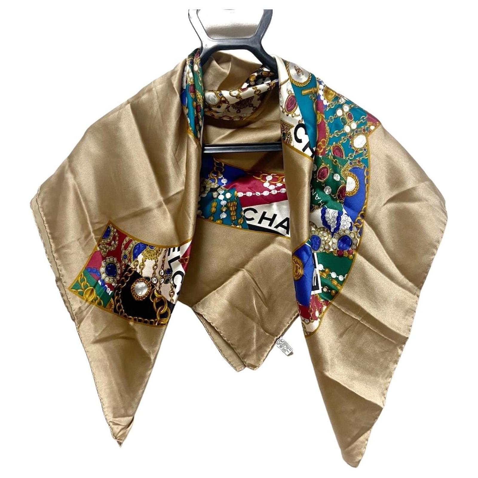 Chanel Multiple colors Silk ref.733015 - Joli Closet