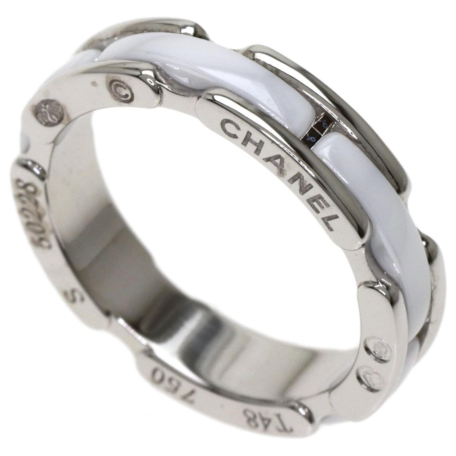 Chanel Silvery White gold ref.738002 - Joli Closet