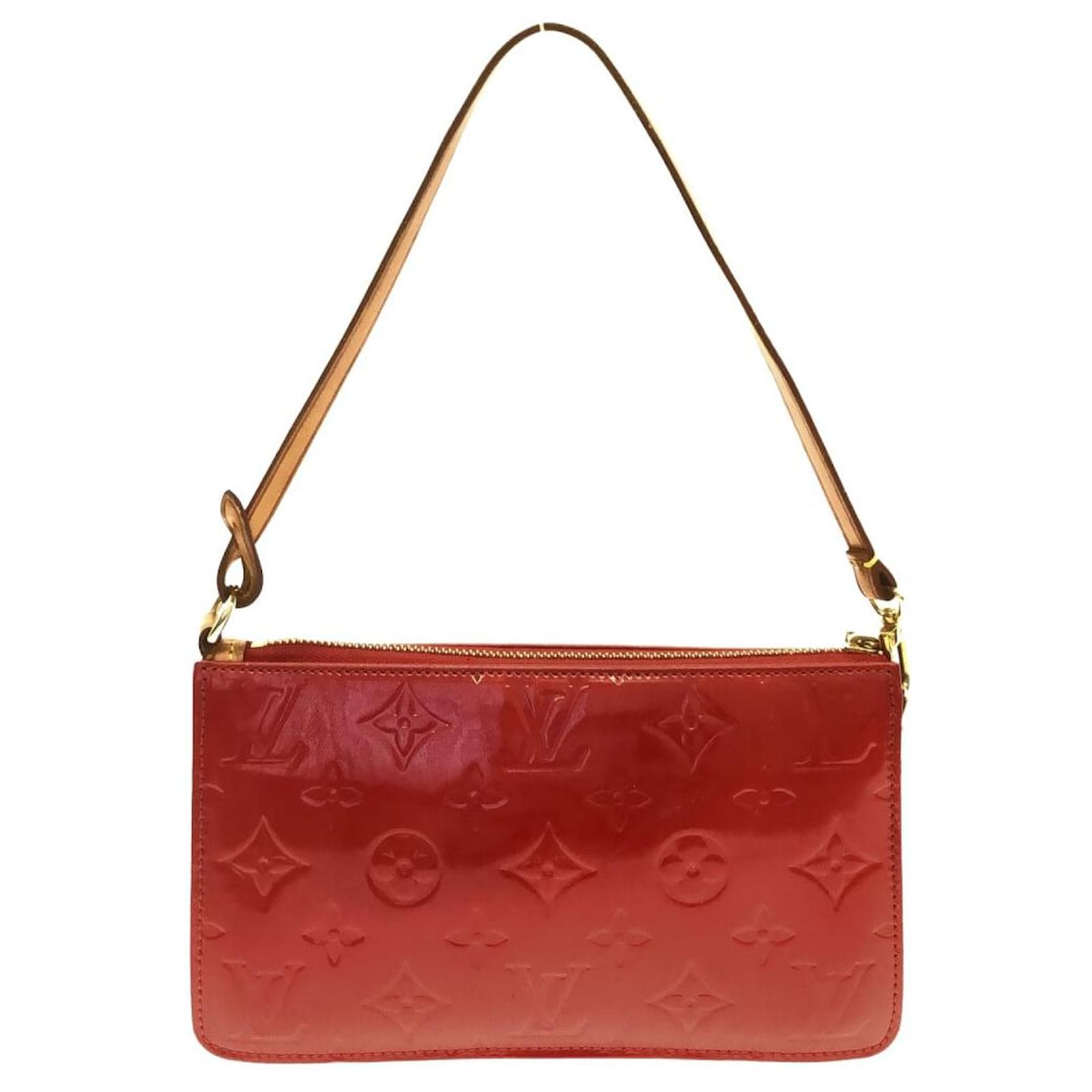 Louis Vuitton Lexington Red Patent leather ref.741857 - Joli Closet