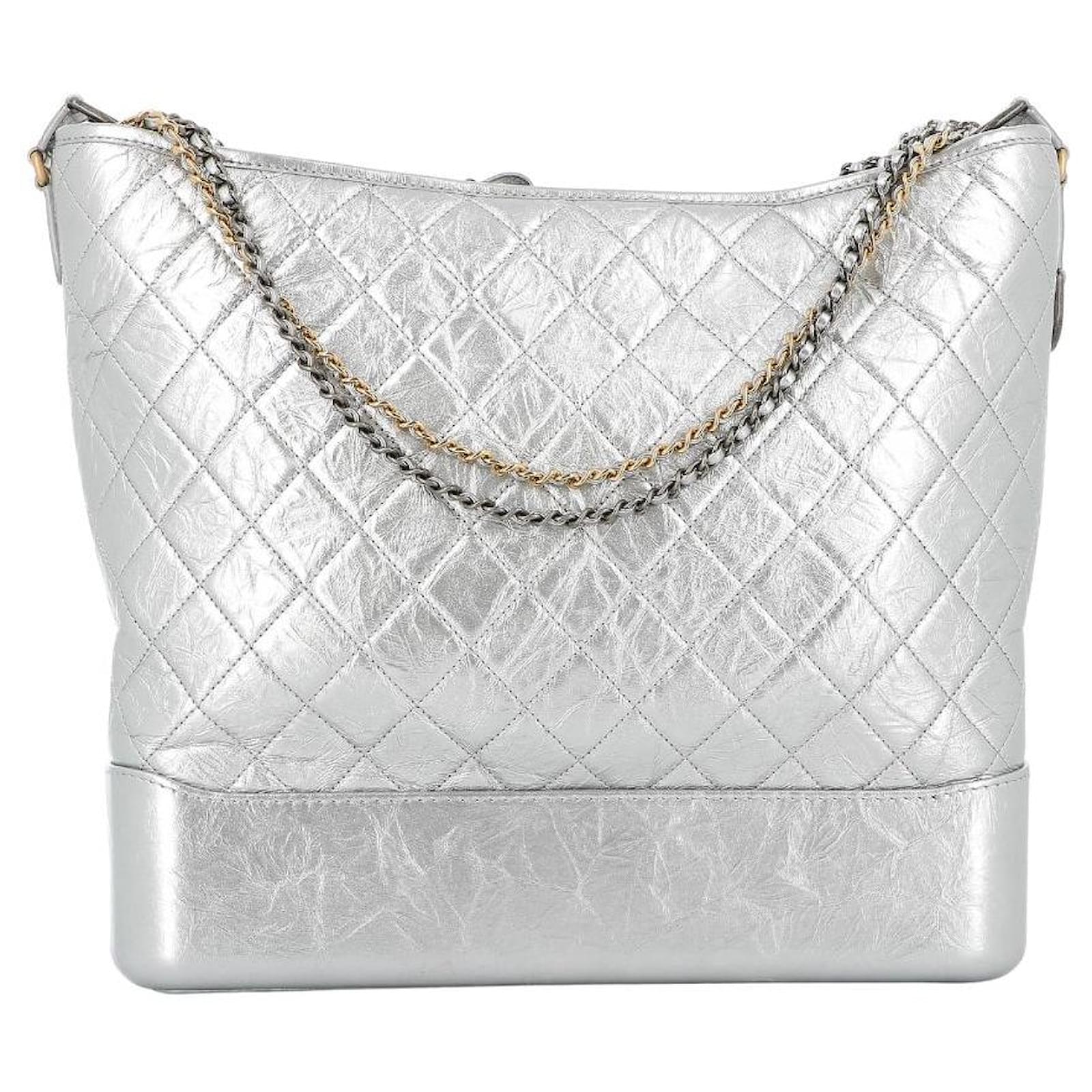 Chanel Gabrielle Grey Leather ref.744654 - Joli Closet