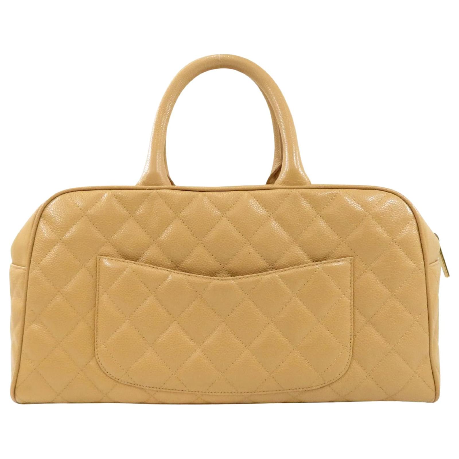 Chanel Matelassé Beige Leder ref.745160 - Joli Closet