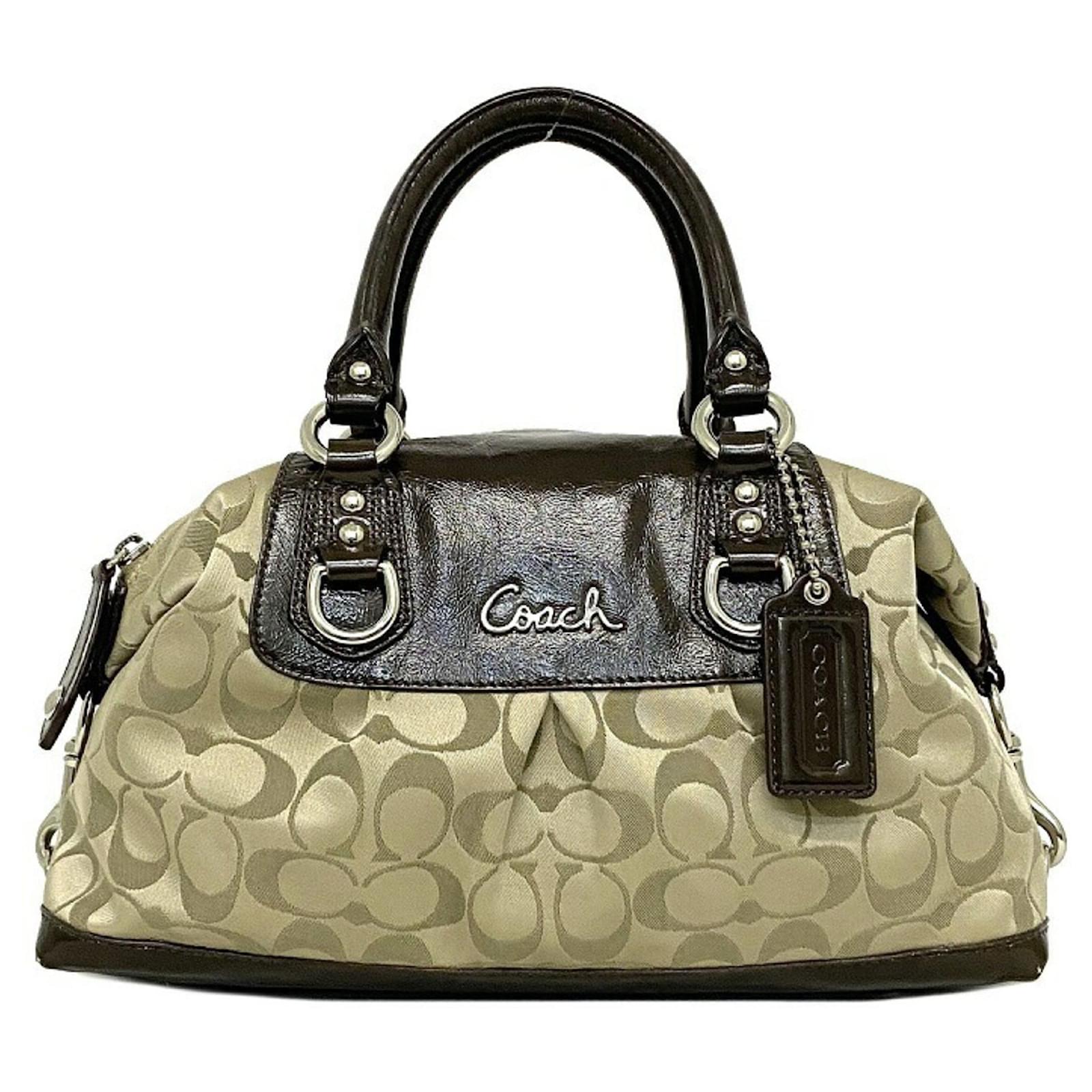 Coach Signature Beige Cloth ref.745993 - Joli Closet