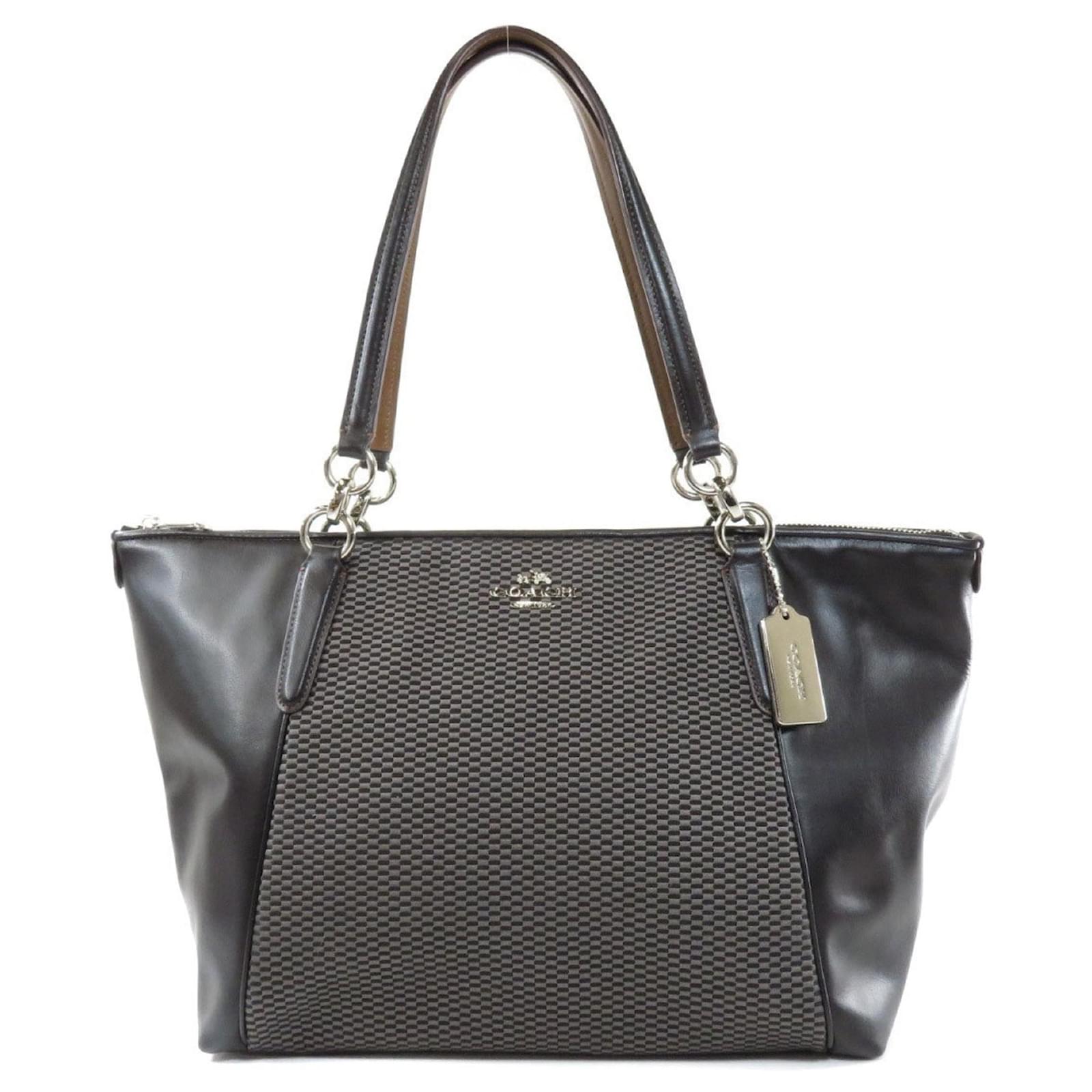 Coach Black Leather ref.748597 - Joli Closet