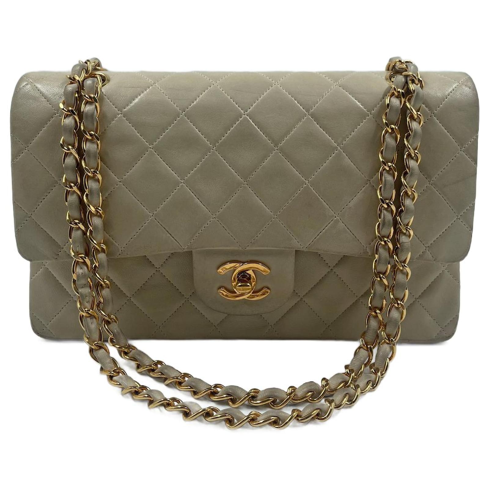 Beige Leather Chanel Medium Flap Bag ref.750747 - Joli Closet