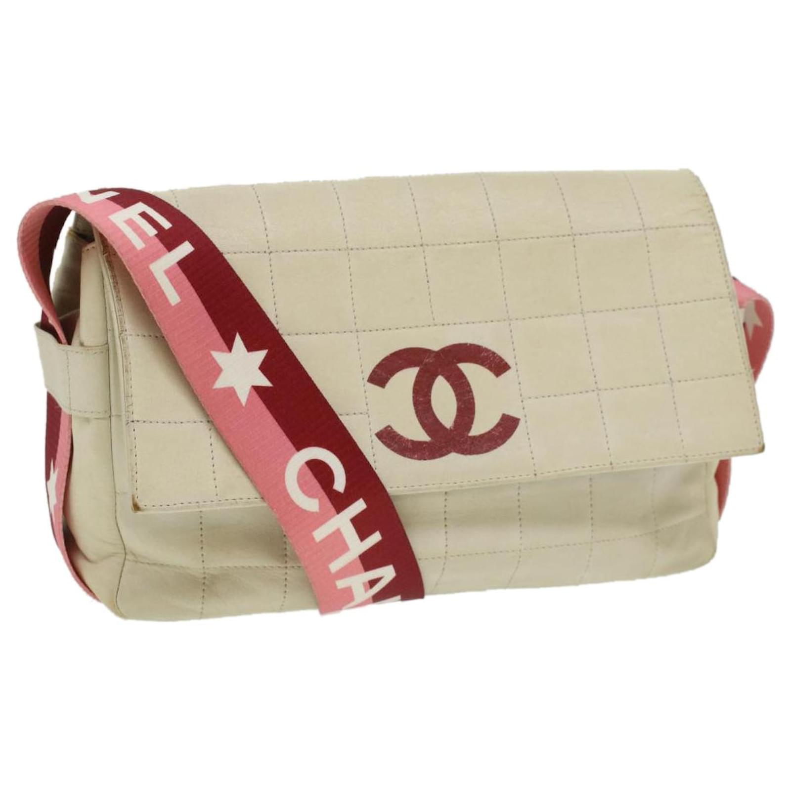 CHANEL Choco Bar line Sac à bandoulière Cuir Blanc Rose Rouge CC Auth ...