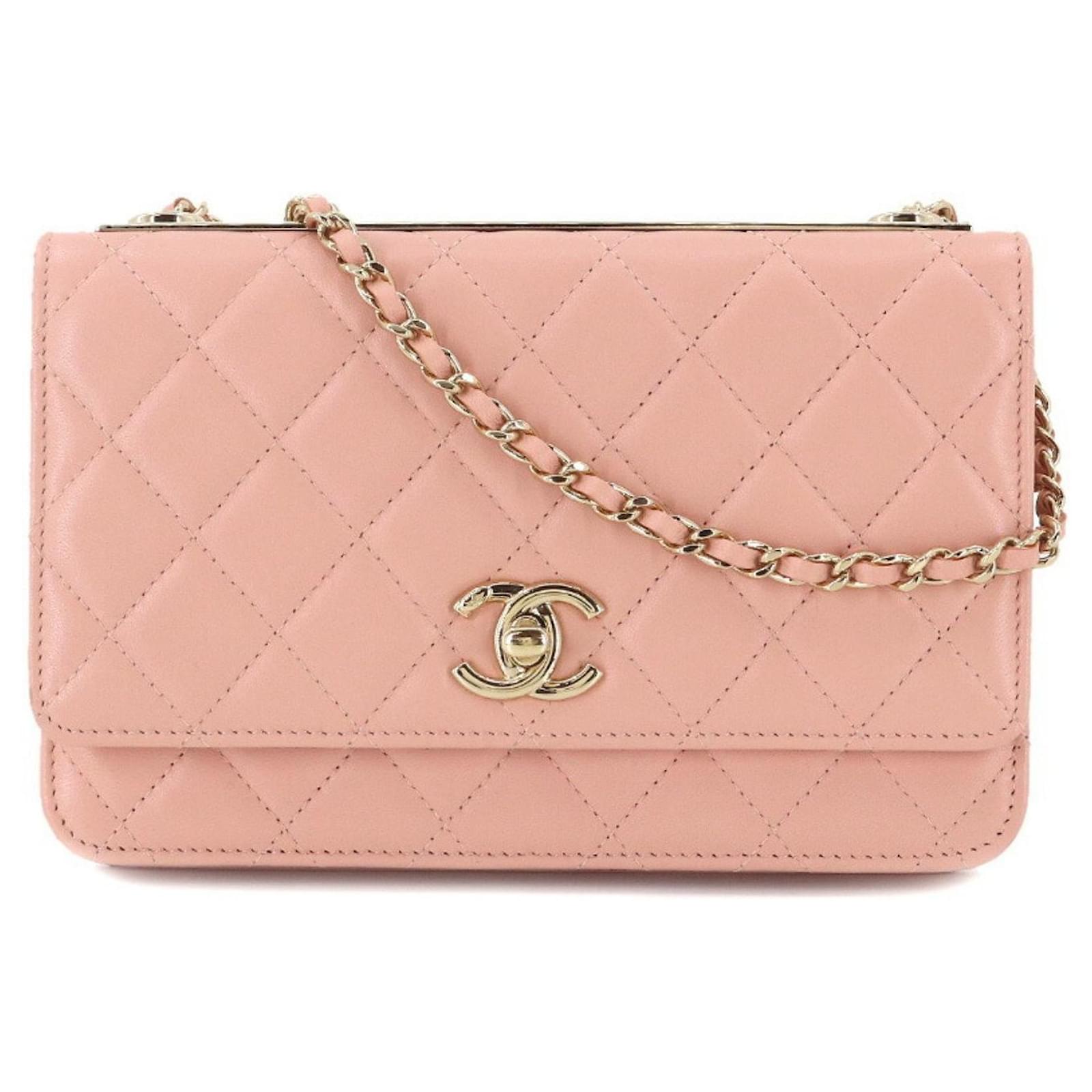 Chanel Pink Leather ref.752818 - Joli Closet