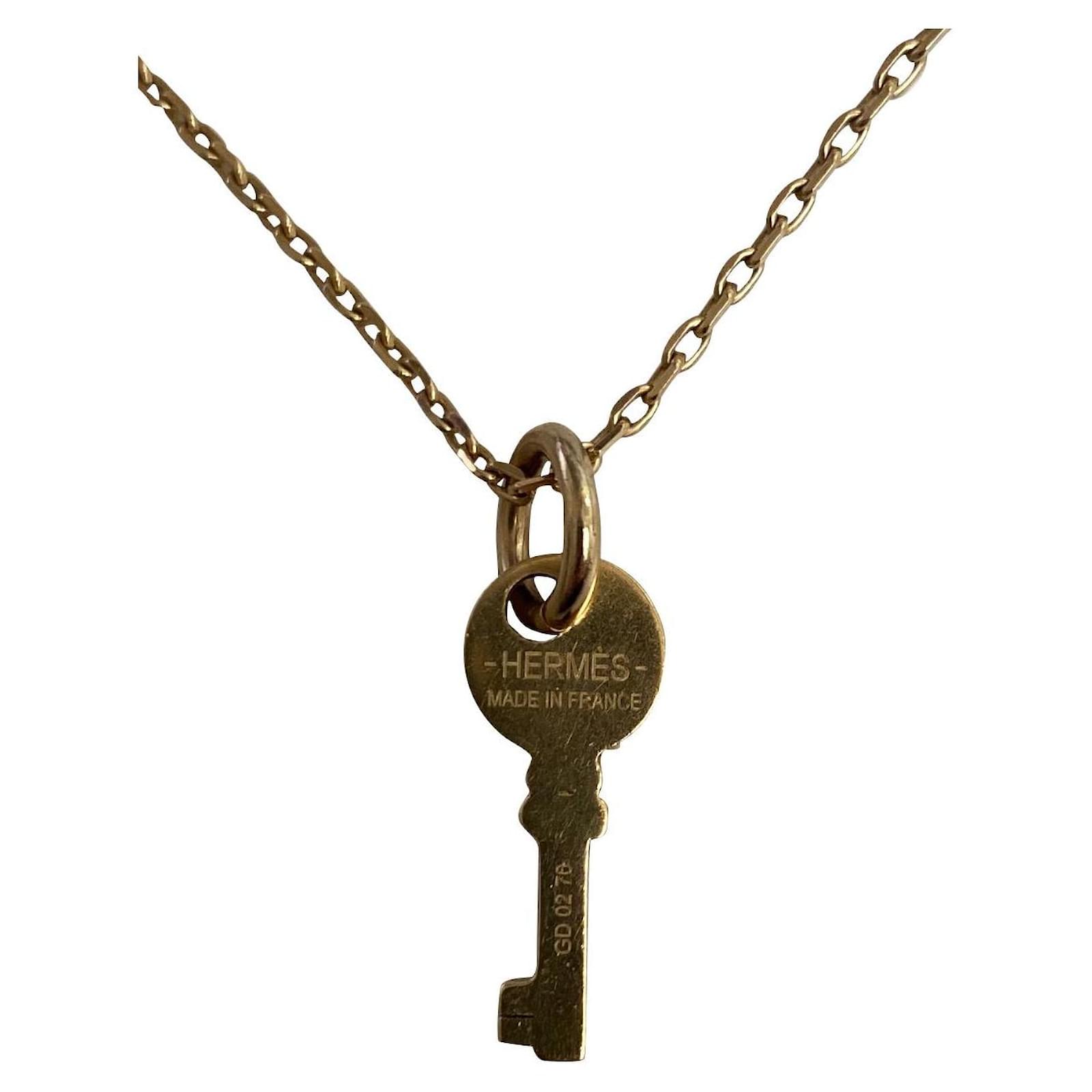 Amulette Hermès Acier Doré ref.759823 - Joli Closet
