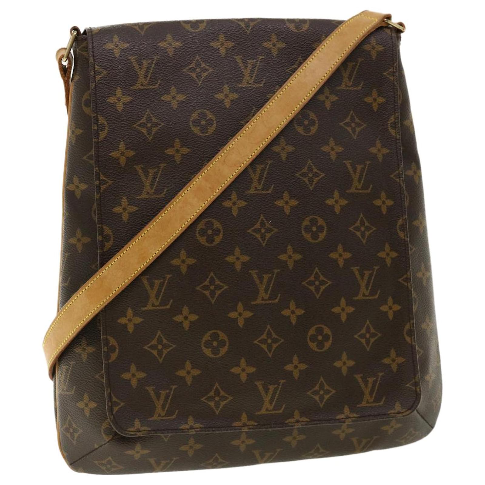 LOUIS VUITTON Monogram Musette Sac à Bandoulière M51256 LV Auth ro719 ...