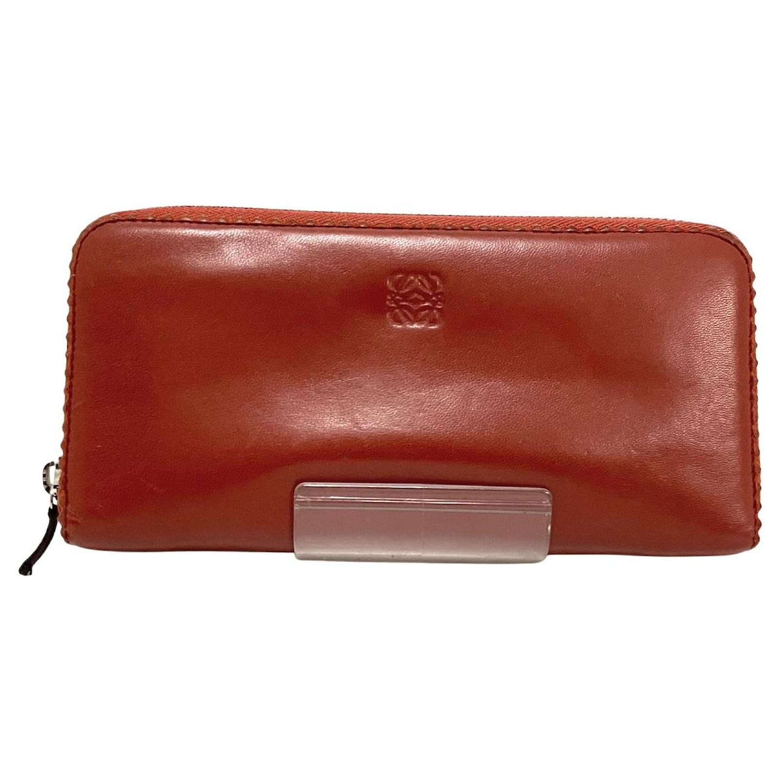 Loewe Red Leather ref.764771 - Joli Closet