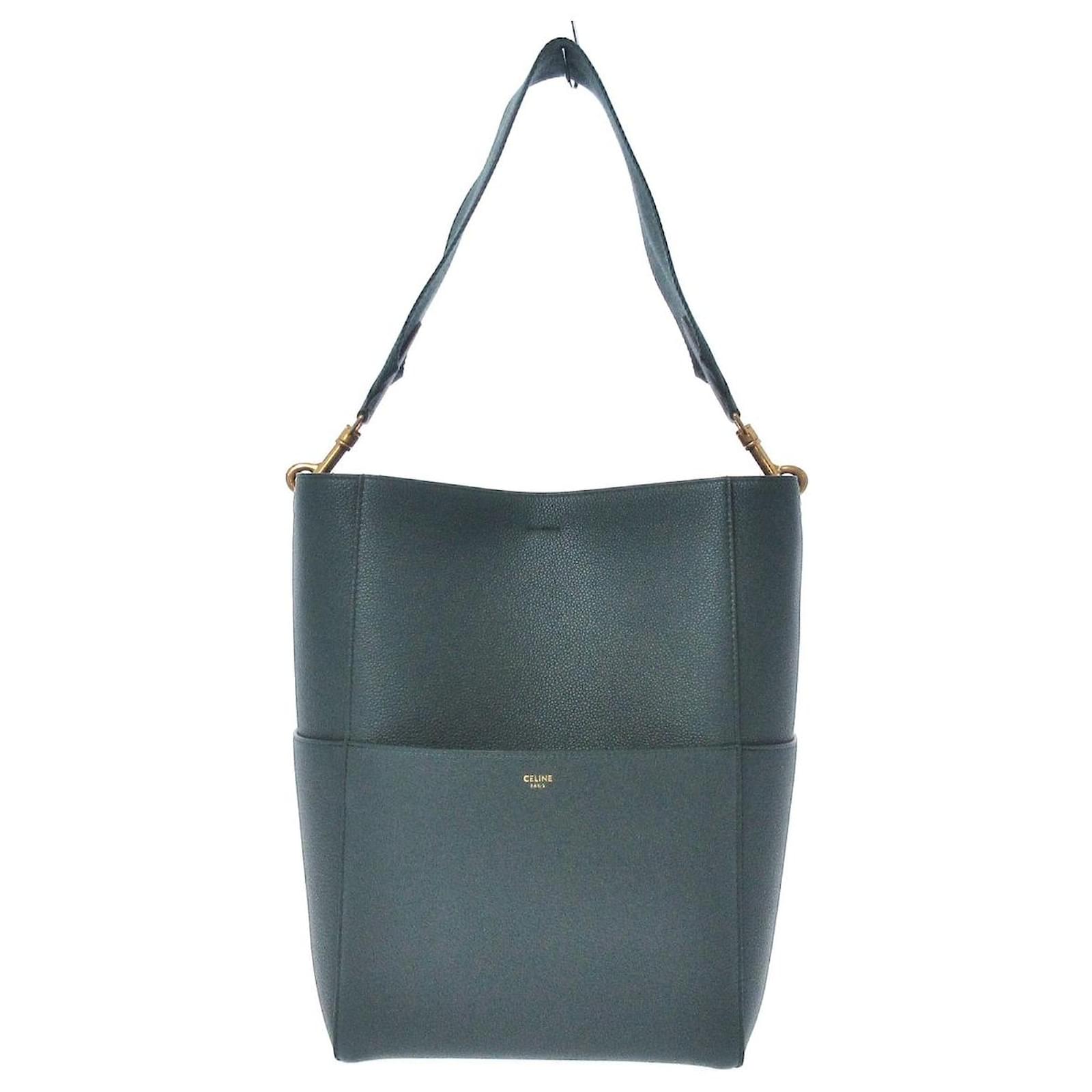 Céline Sangle Green Leather ref.767484 - Joli Closet