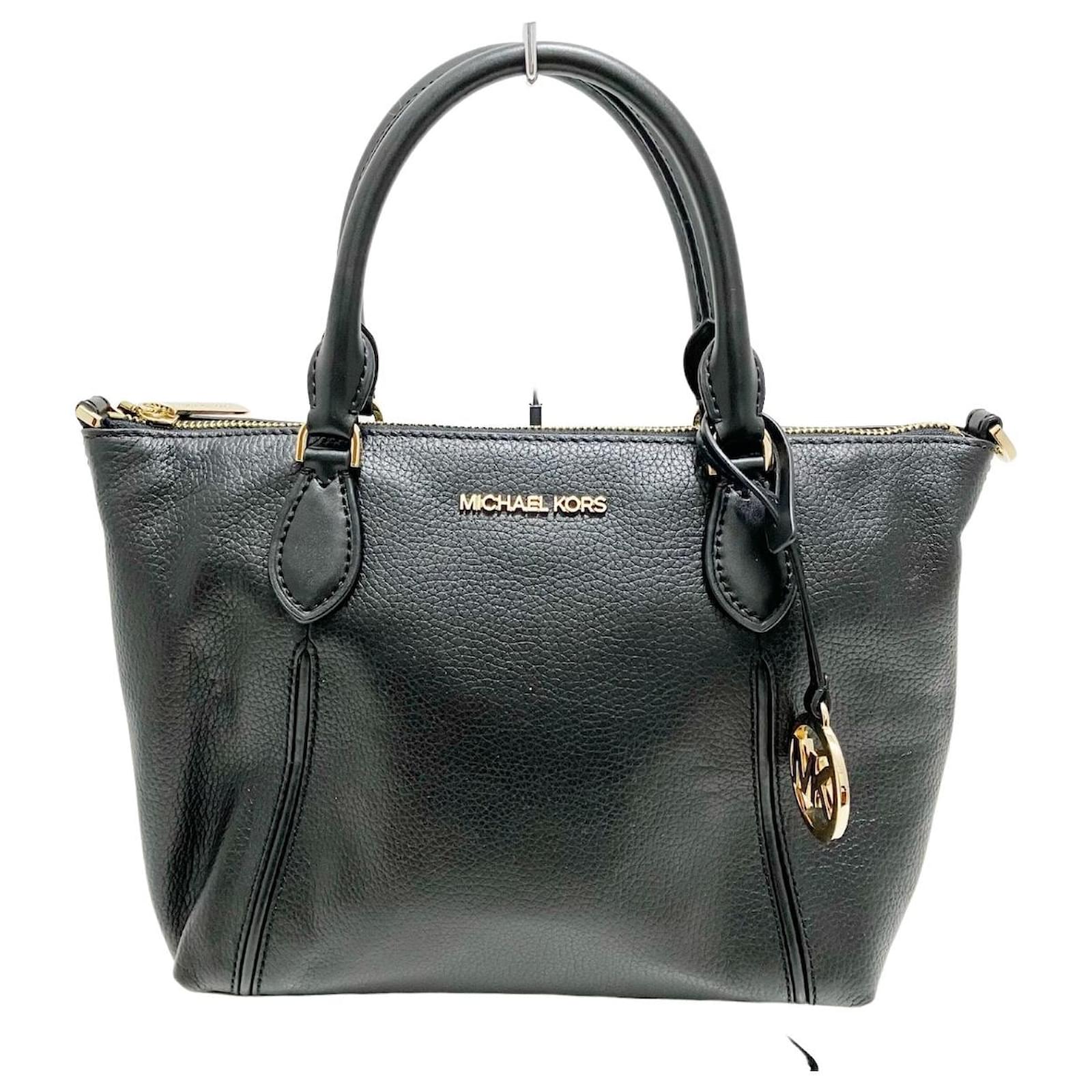 Michael Kors Black Leather ref.775492 - Joli Closet