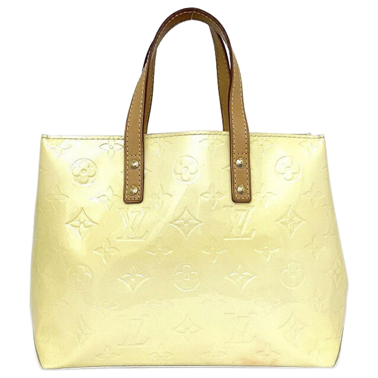 Louis Vuitton Yellow Patent leather ref.780663 - Joli Closet