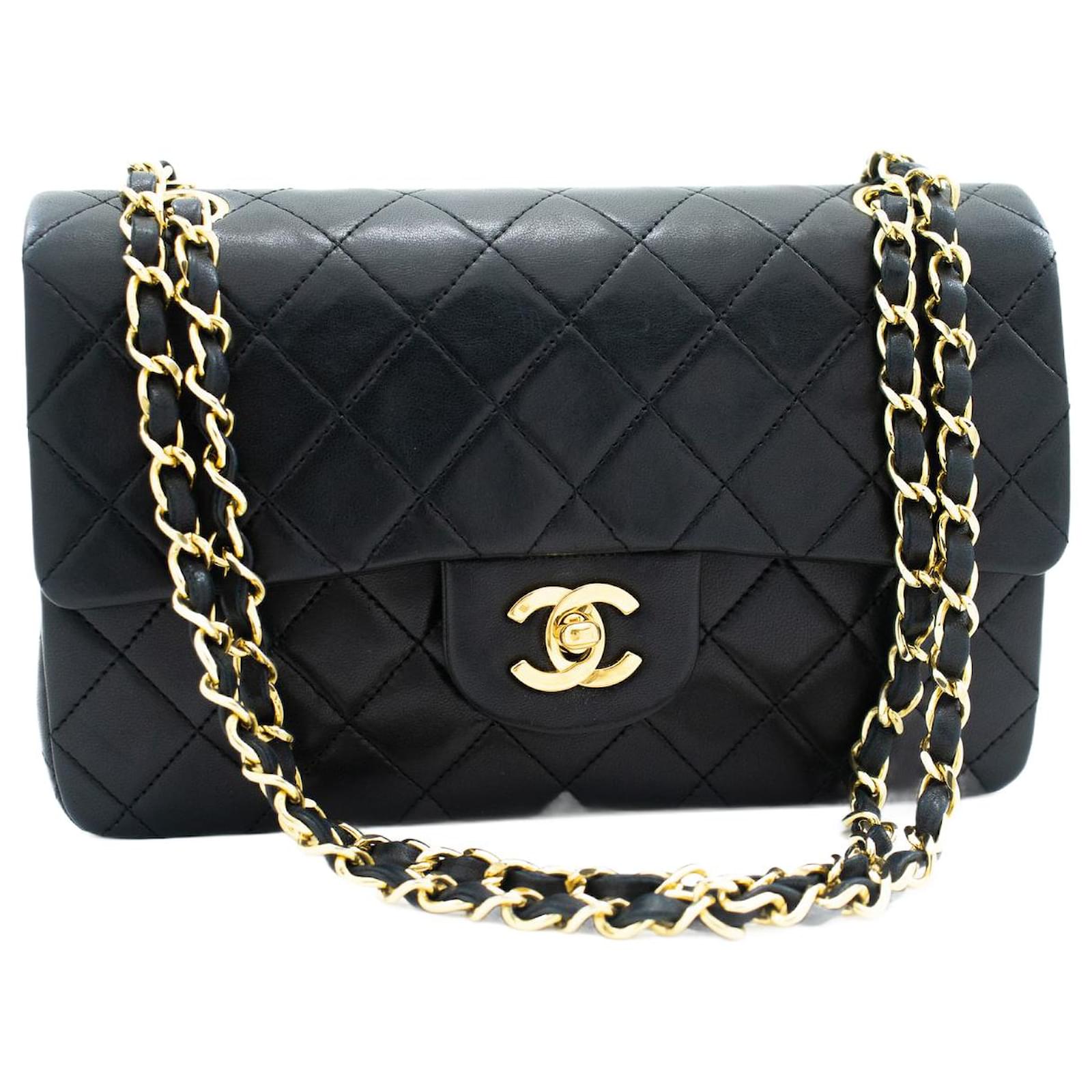 Classique Chanel Timeless Cuir Noir ref.780843 - Joli Closet