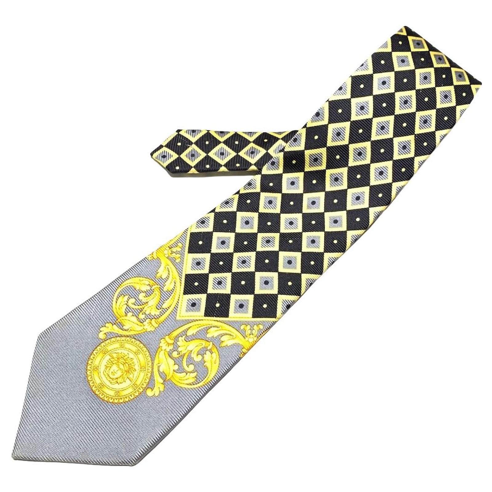 VERSACE Multiple colors Silk ref.781485 - Joli Closet