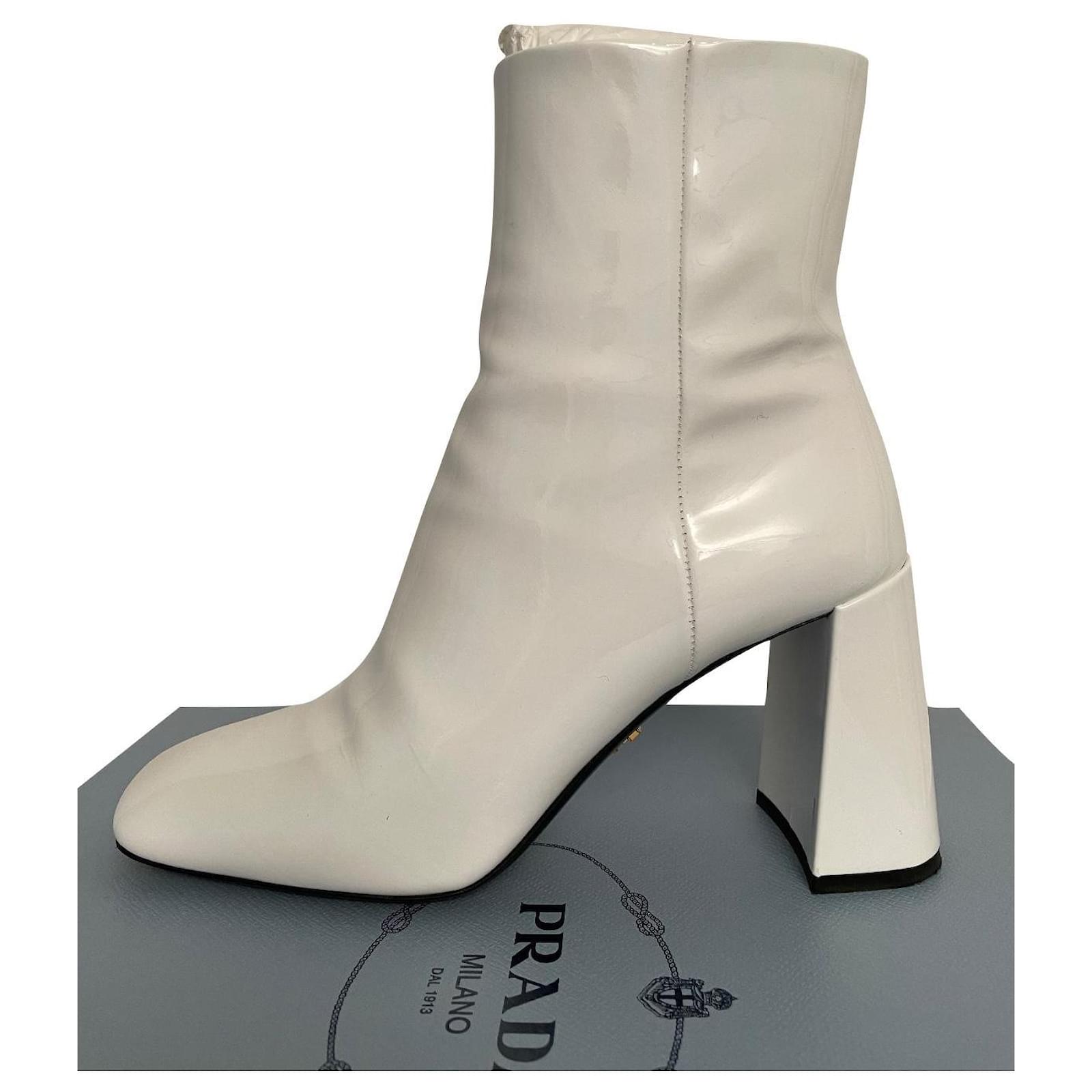Prada Ankle Boots White Patent leather ref.782627 - Joli Closet