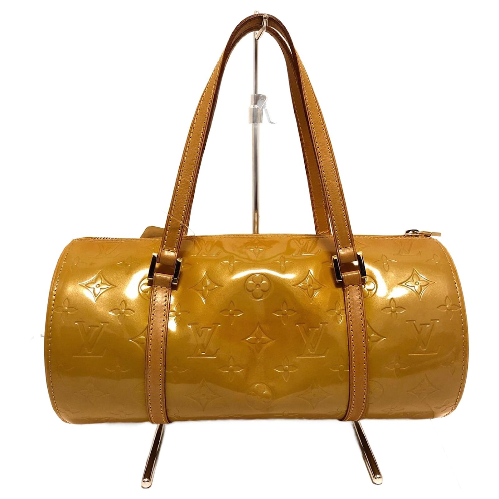 Louis Vuitton Yellow Patent leather ref.783015 - Joli Closet