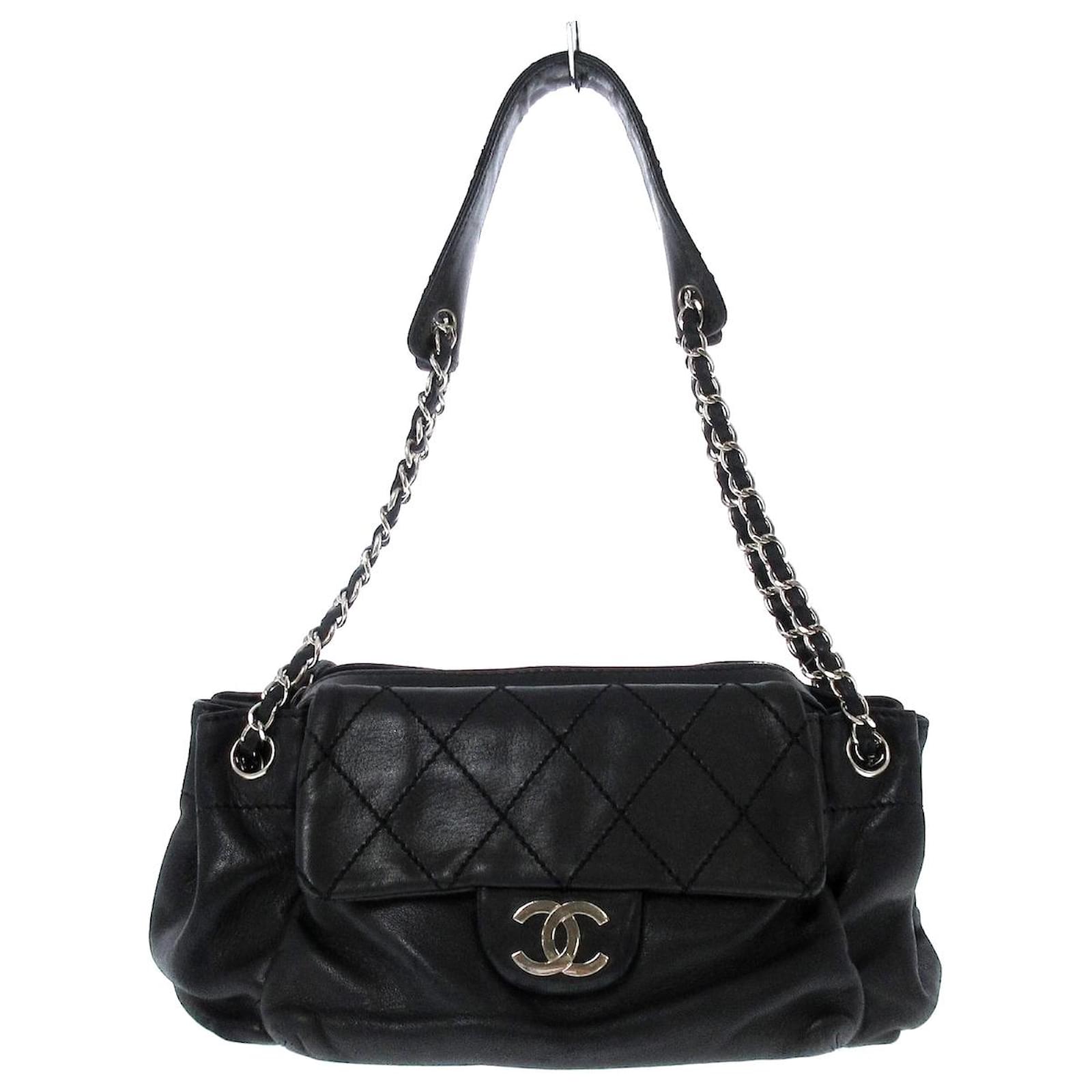 Chanel Cuir Noir ref.786549 - Joli Closet