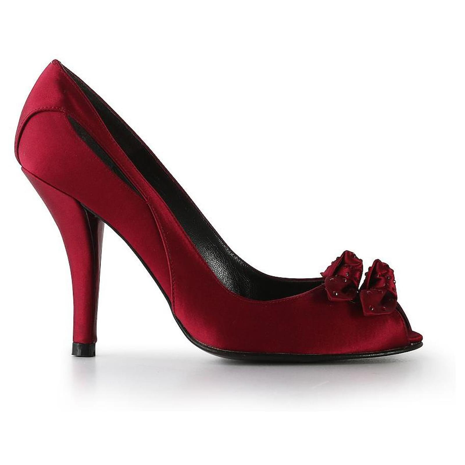 Stuart Weitzman Escarpins à bout ouvert et nœud en cristal de satin ...