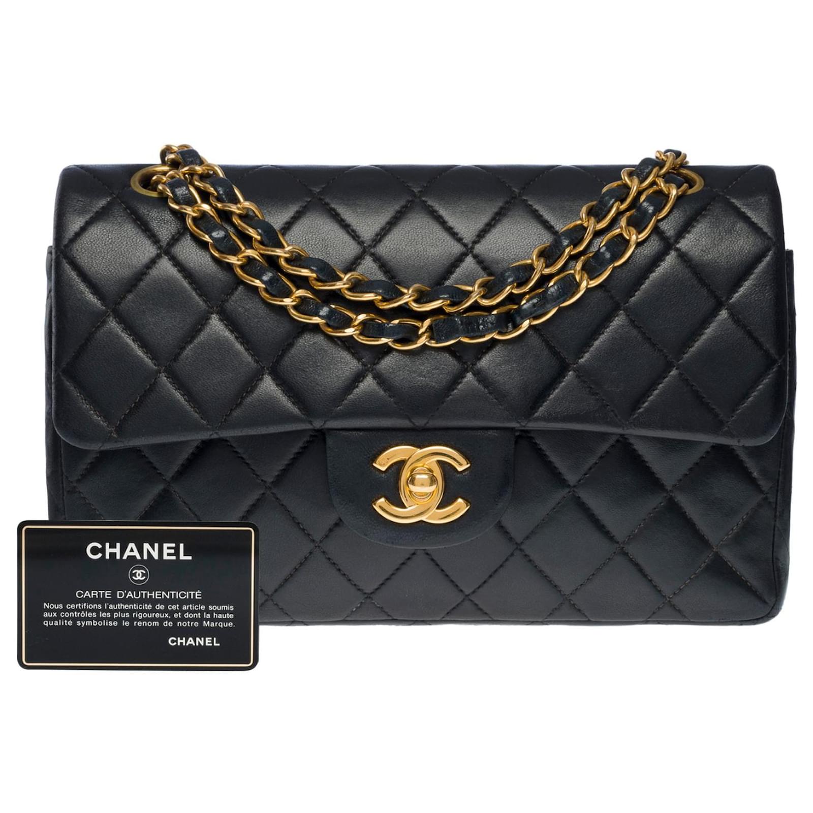 Classique Le "Must Have"Sac Chanel Timeless 23 cm à double rabat en ...