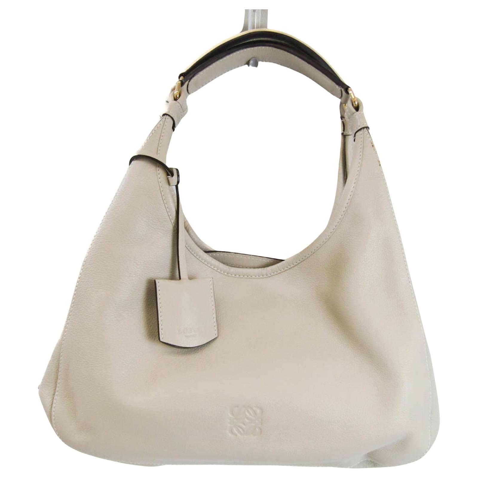 Loewe Cream Leather ref.788789 - Joli Closet