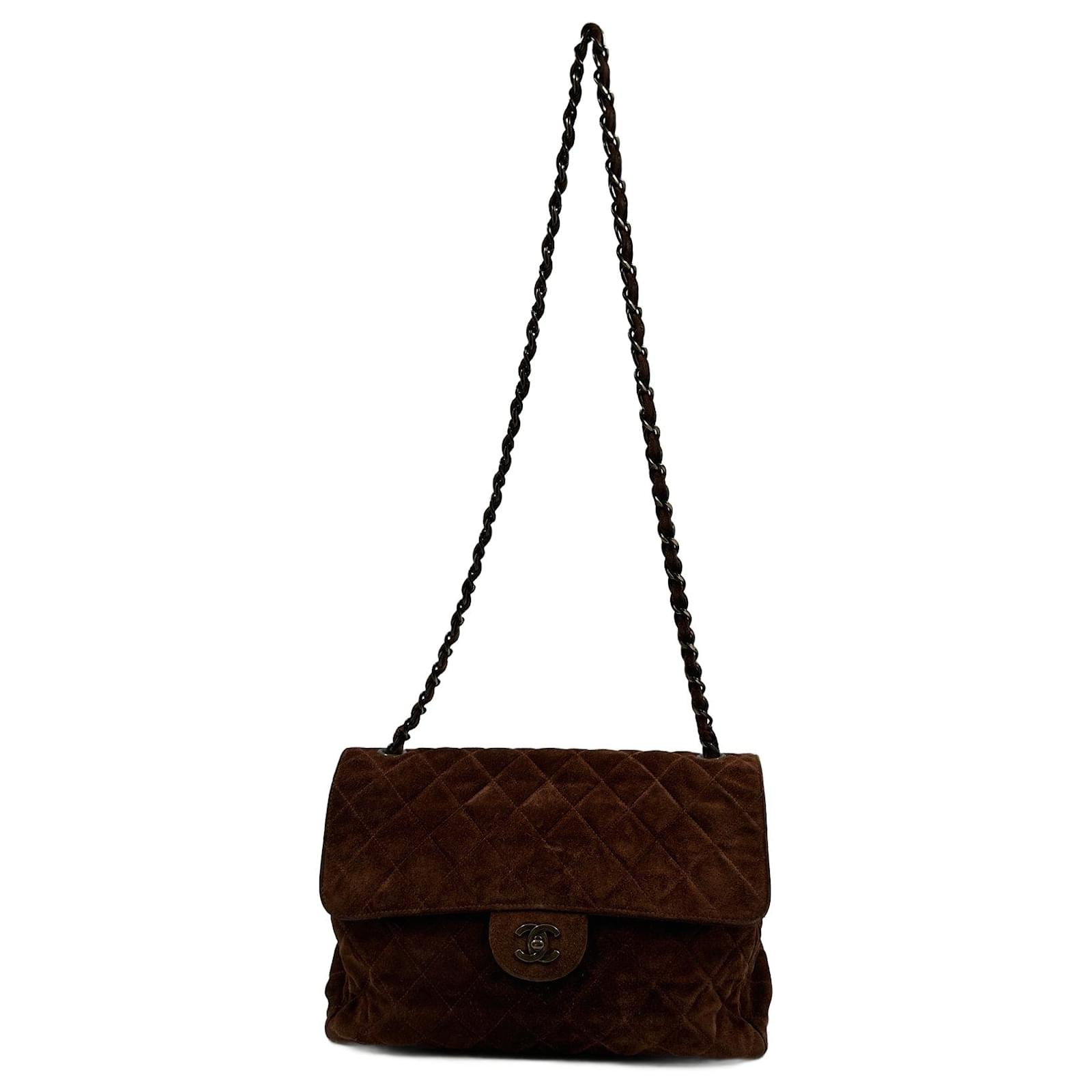 Brown Suede Chanel Flap Bag ref.789172 - Joli Closet
