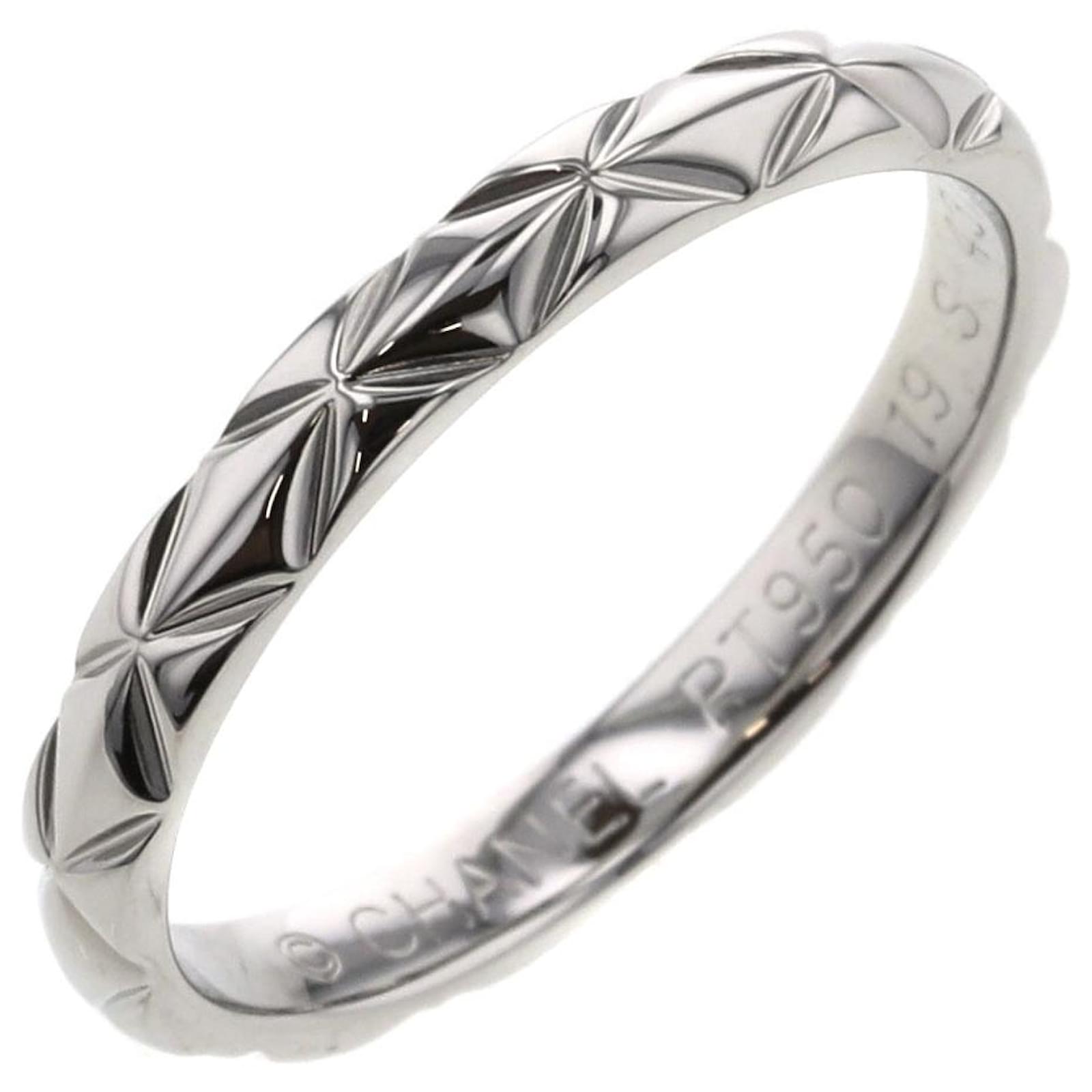 Chanel Platinum Coco Crush Ring Silvery ref.798079 - Joli Closet