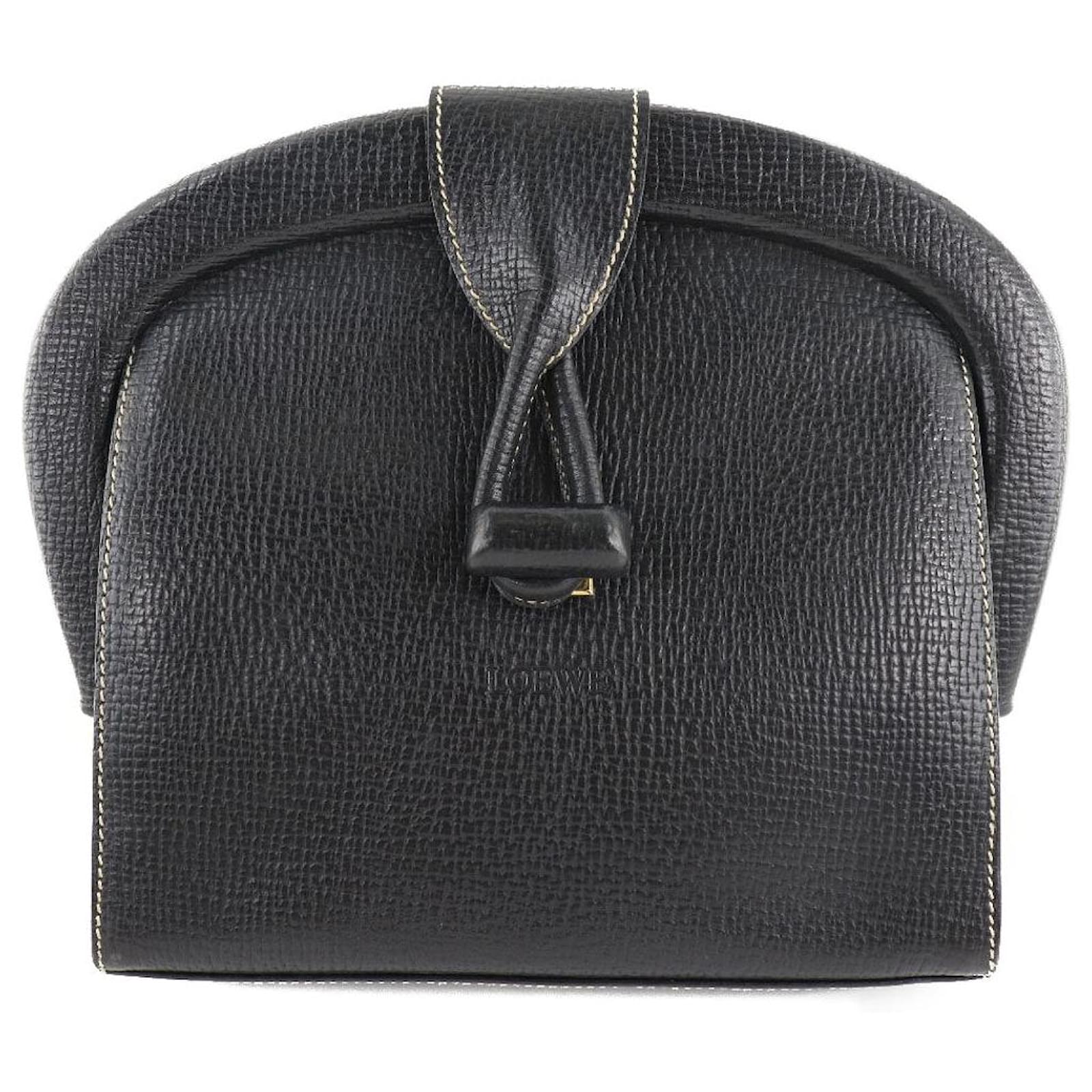Loewe Logo Black Leather ref.800154 - Joli Closet