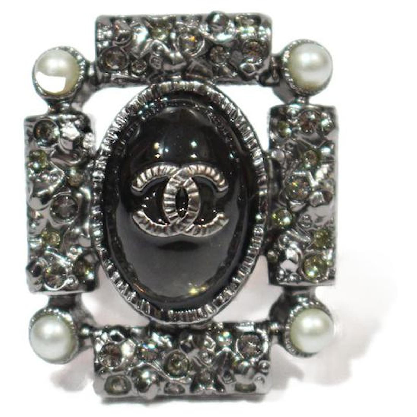 Chanel Rings Grey Metal ref.800829 - Joli Closet