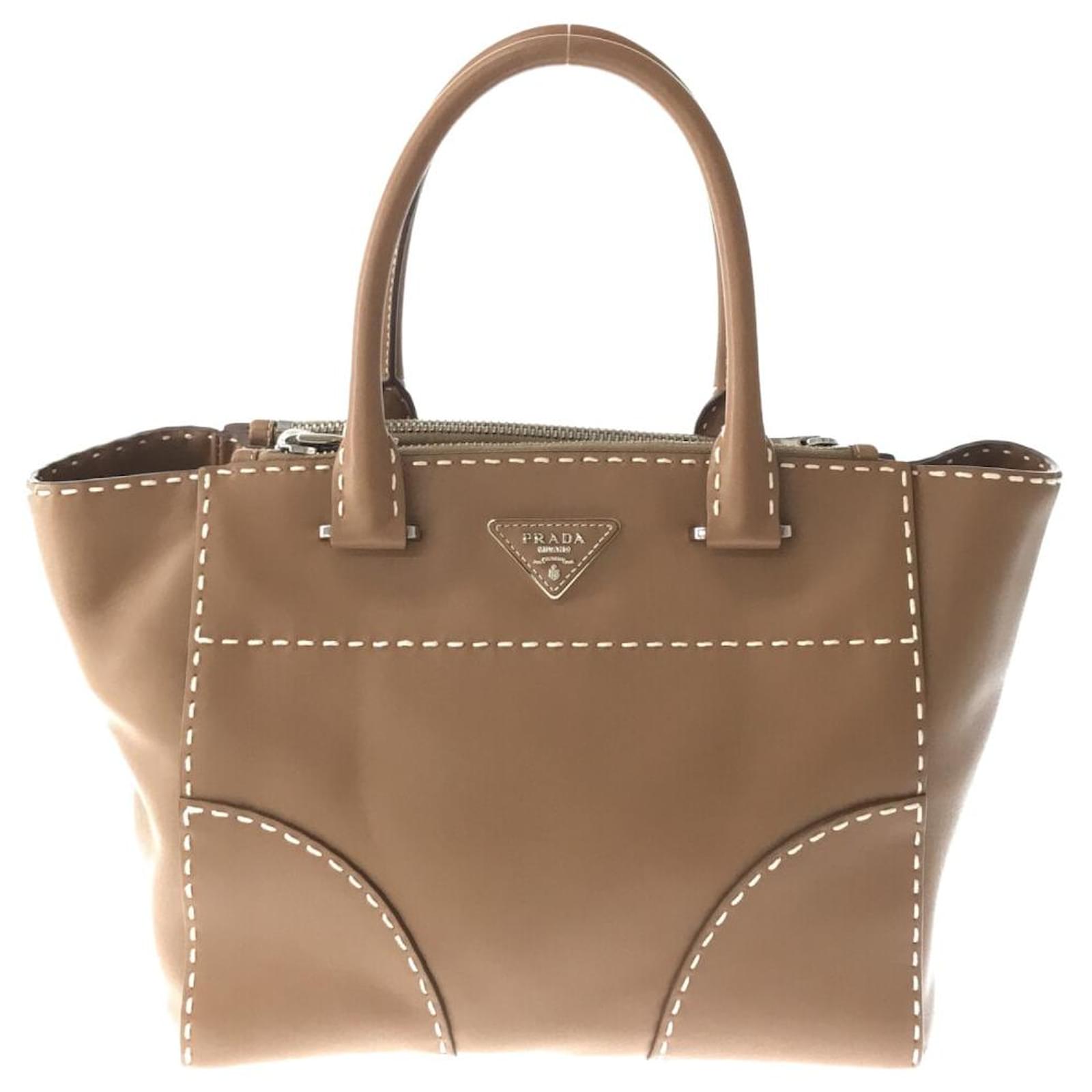 Prada Brown Leather ref.801014 - Joli Closet