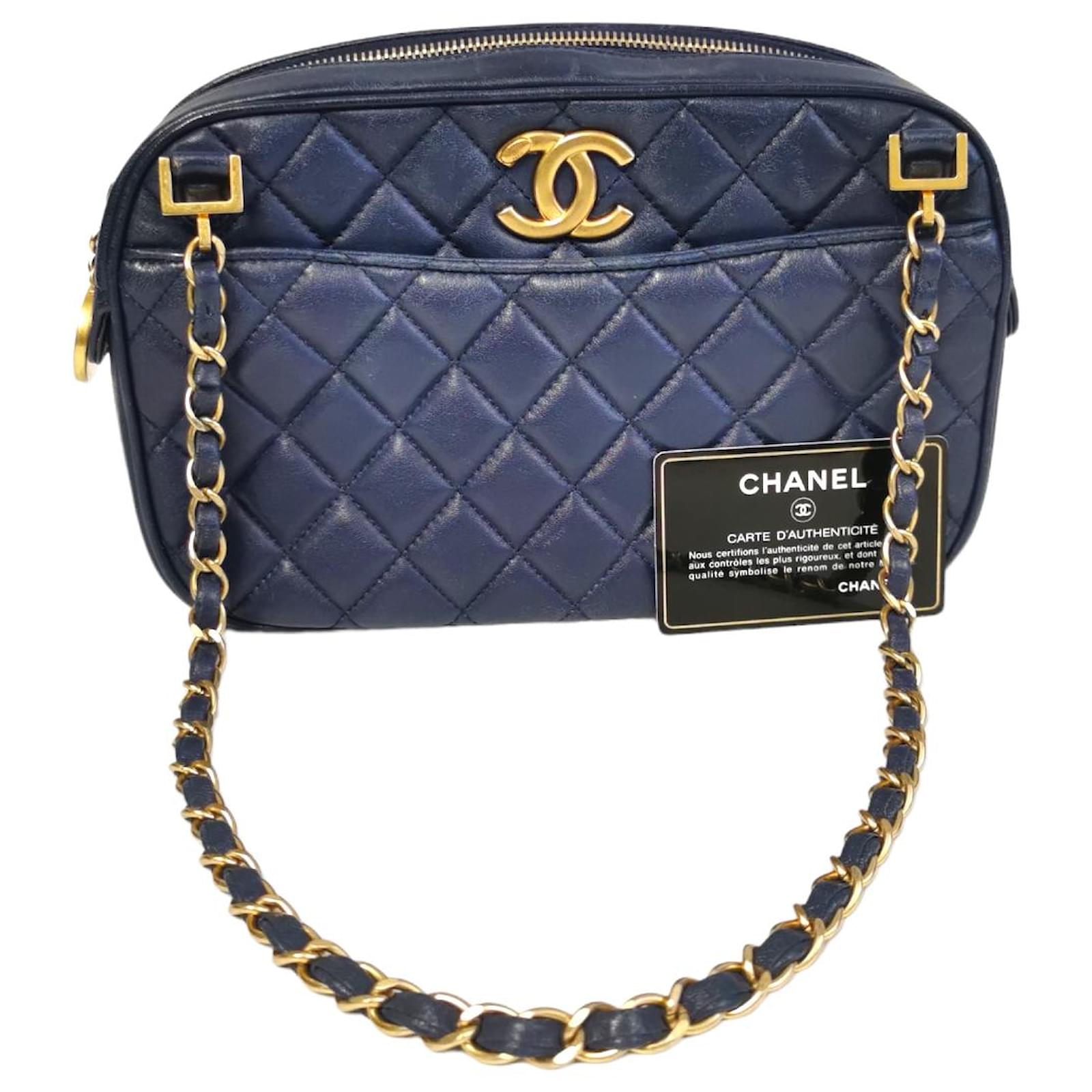 Chanel Camera Bag Small Bleu Marine Agneau Doré Cuir ref.803030 - Joli ...