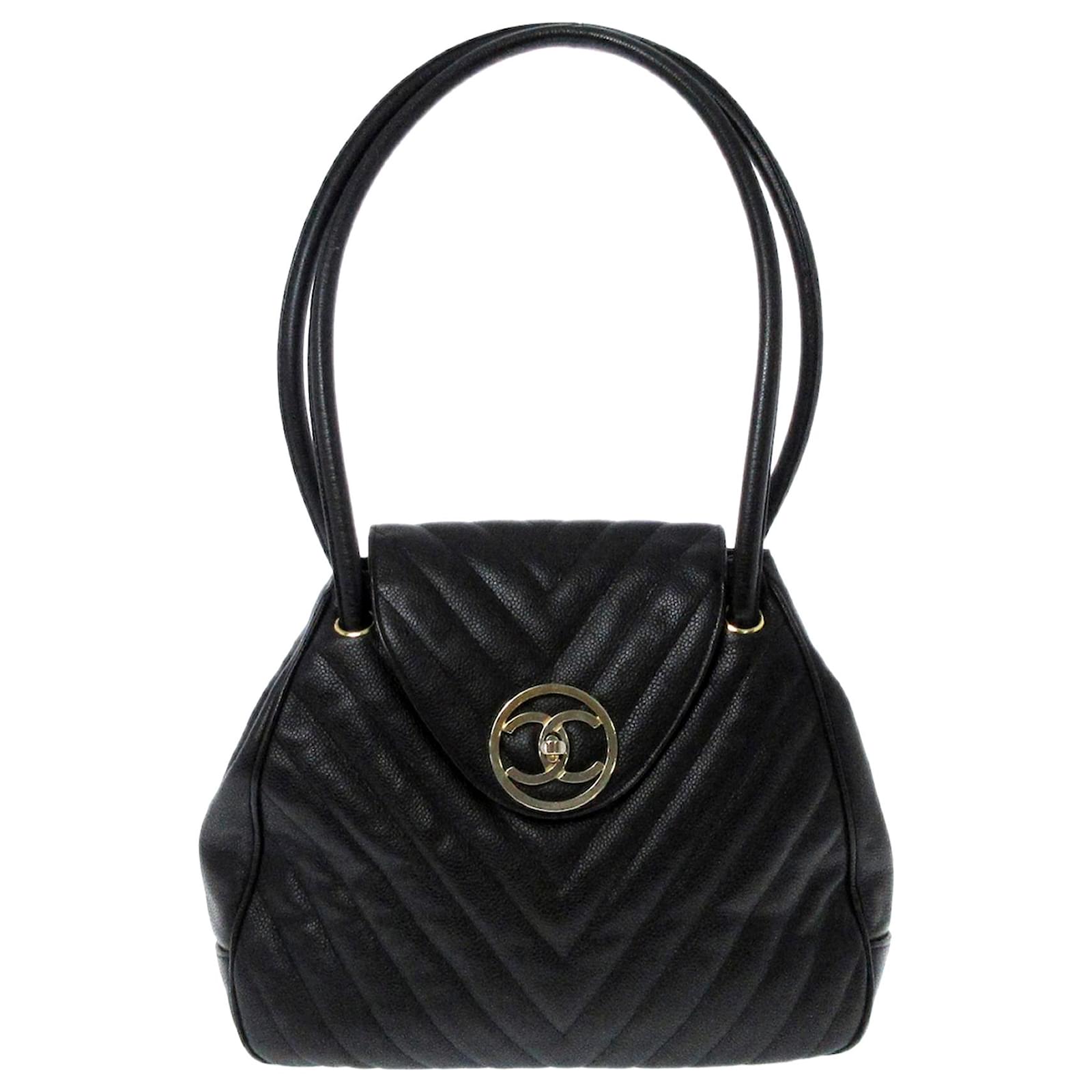Chanel black Chevron Shoulder Bag Leather ref.807122 - Joli Closet
