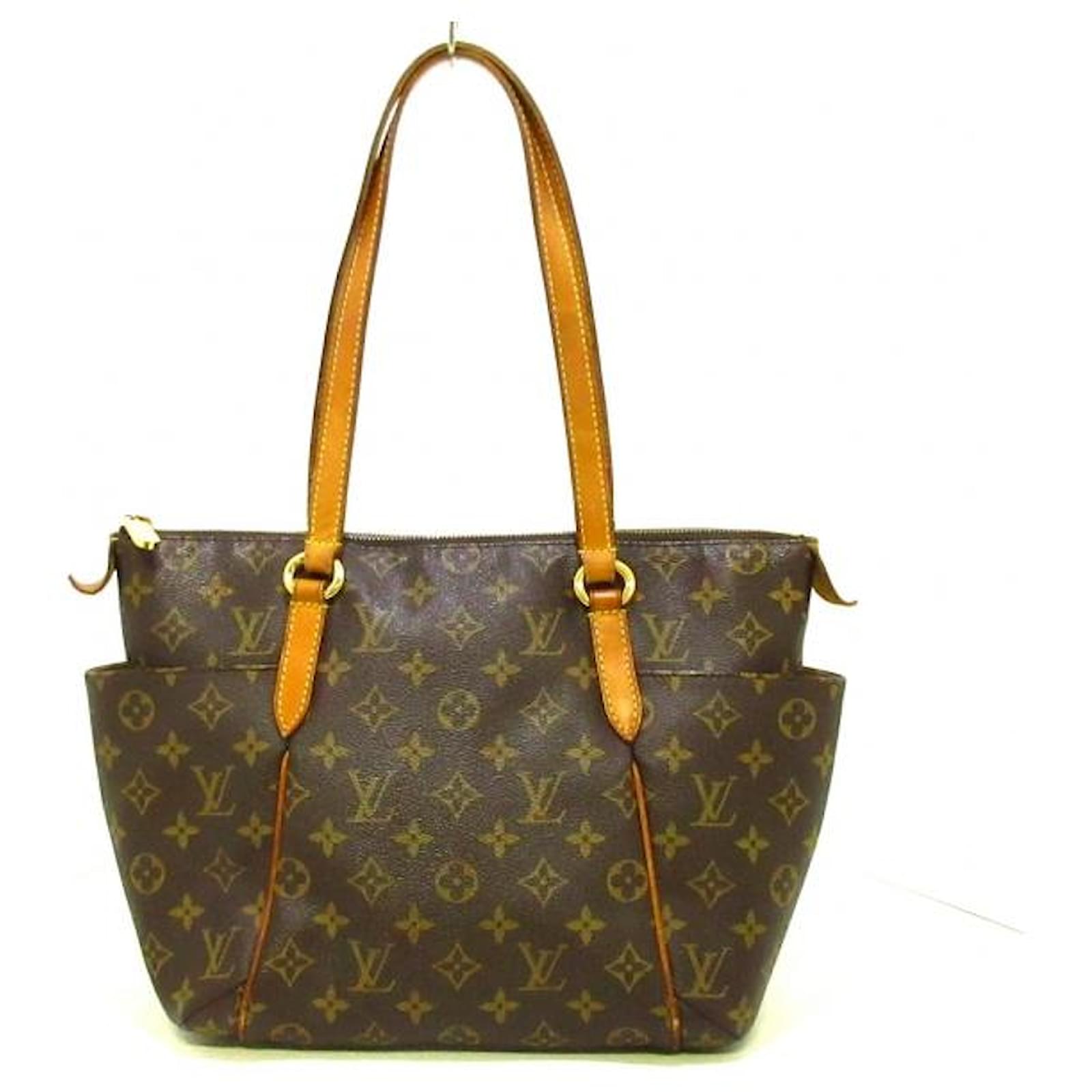 Louis Vuitton Totally PM Monogram Cloth ref.811786 - Joli Closet