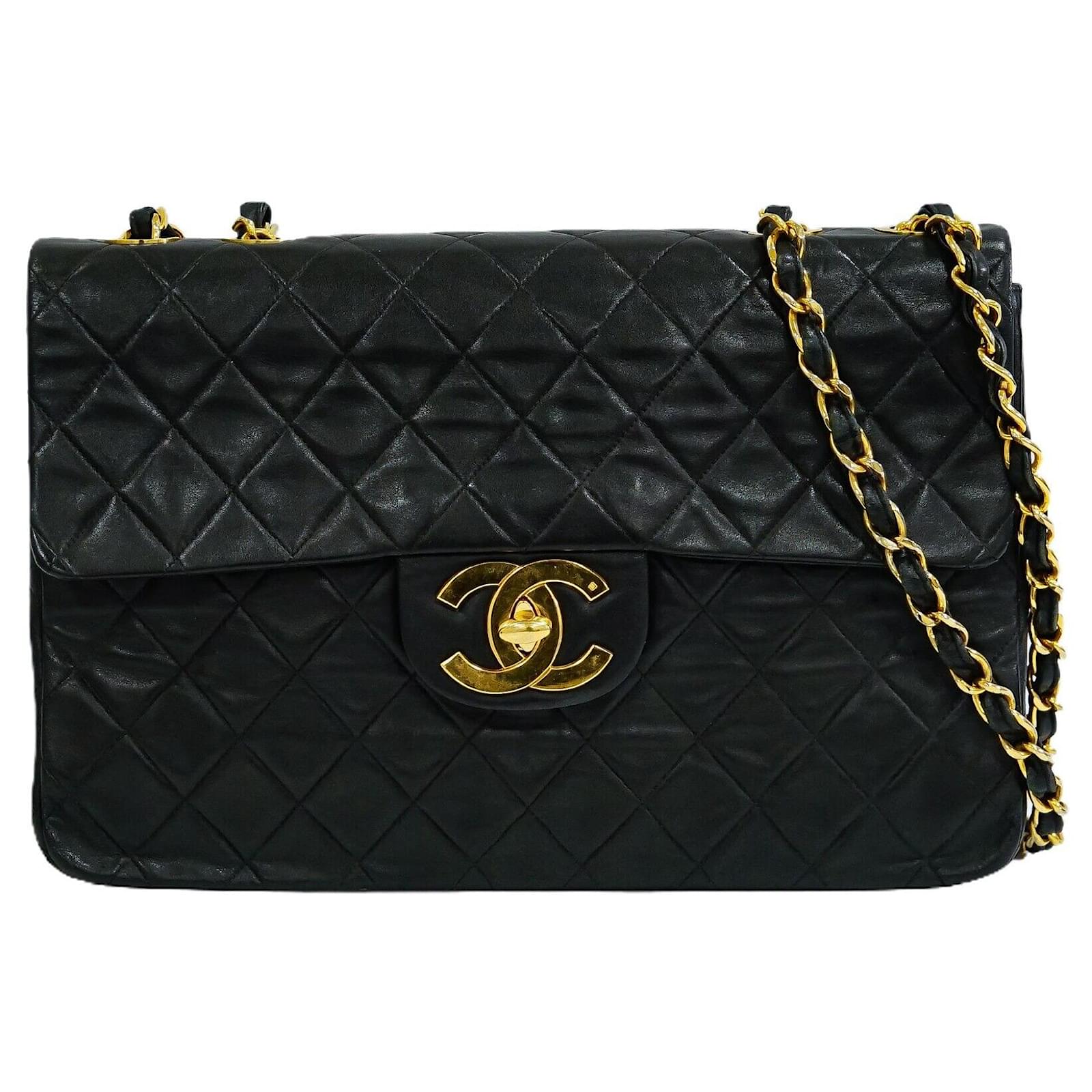 Classique Chanel Timeless Cuir Noir ref.815542 - Joli Closet