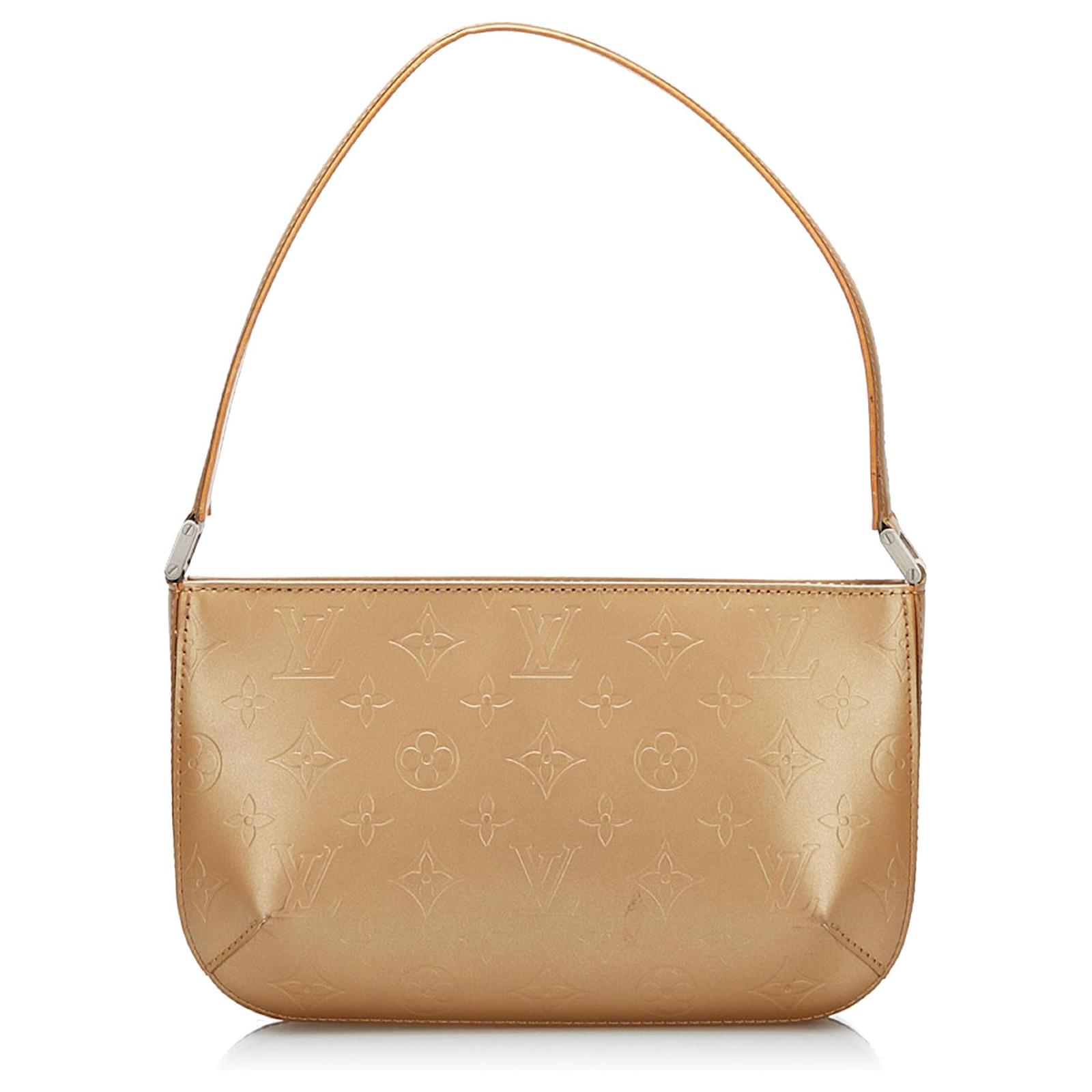 Louis Vuitton Marron Monogram Mat Fowler Cuir Veau façon poulain Marron ...