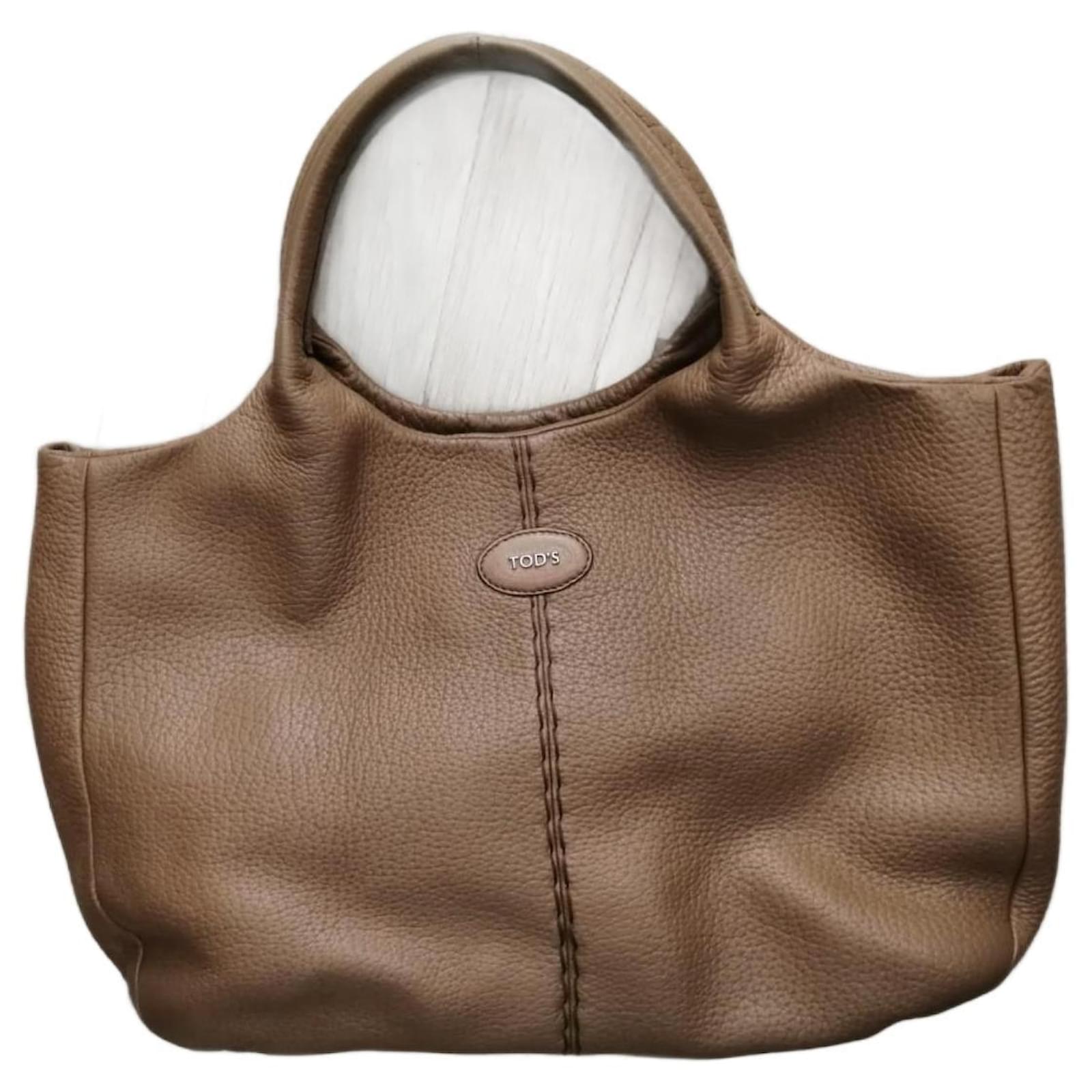 Tod's Handbags Brown Leather ref.819342 - Joli Closet