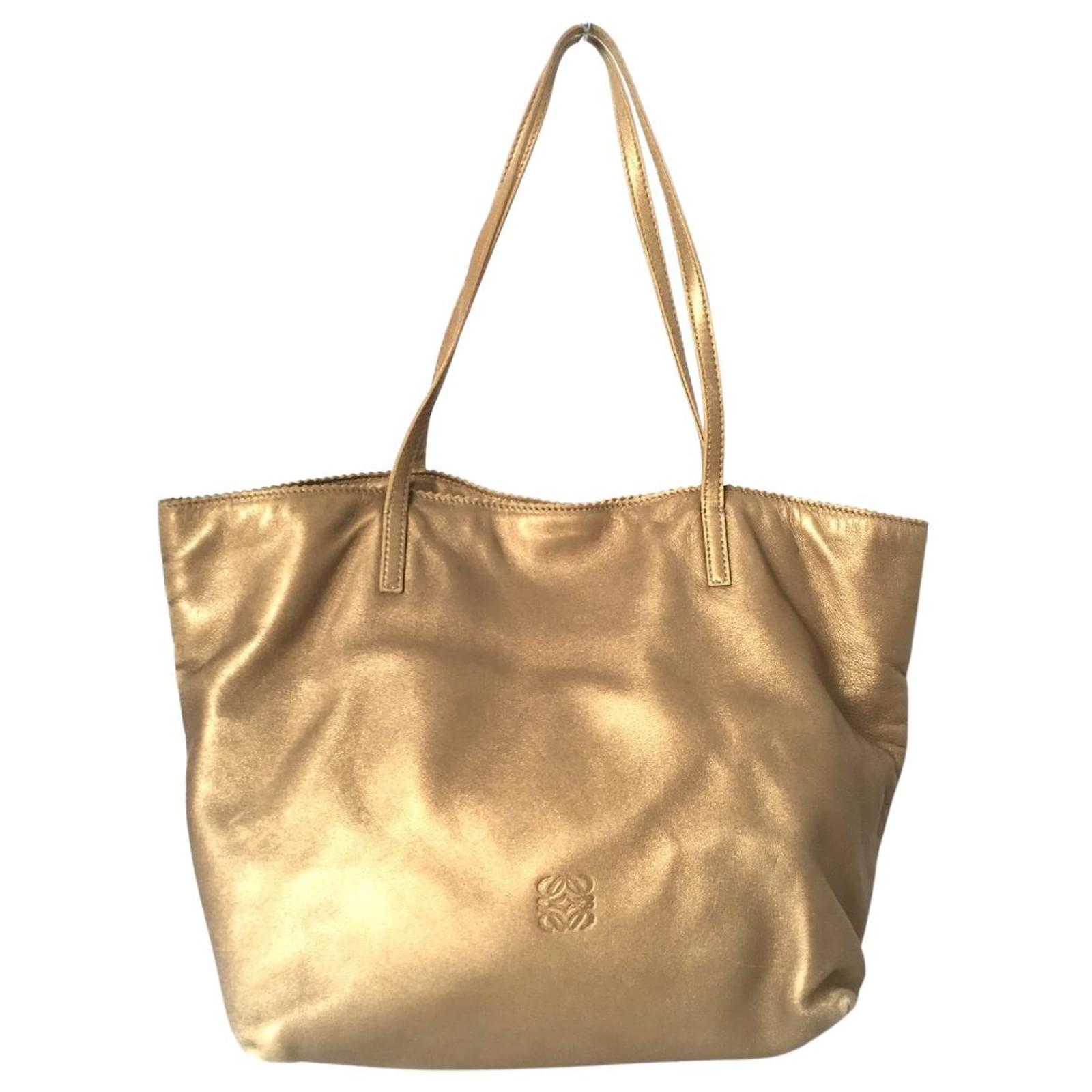 Loewe -- Golden Leather ref.822819 - Joli Closet