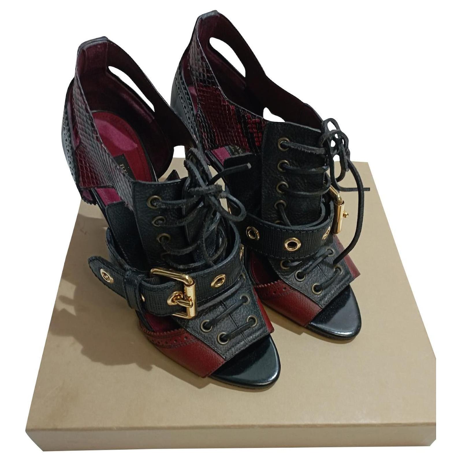 Burberry Talons Cuir Bordeaux ref.826278 - Joli Closet