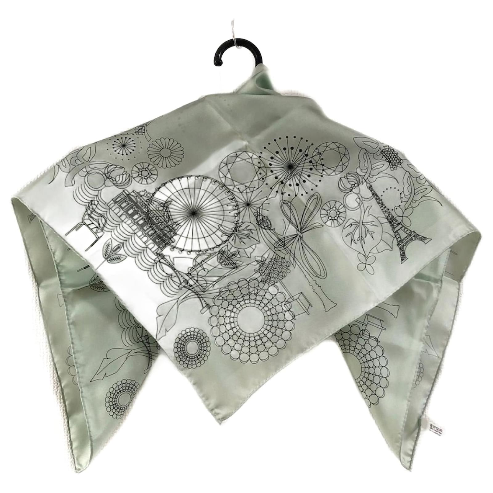 VAN CLEEF & ARPELS Multiple colors Silk ref.826677 - Joli Closet