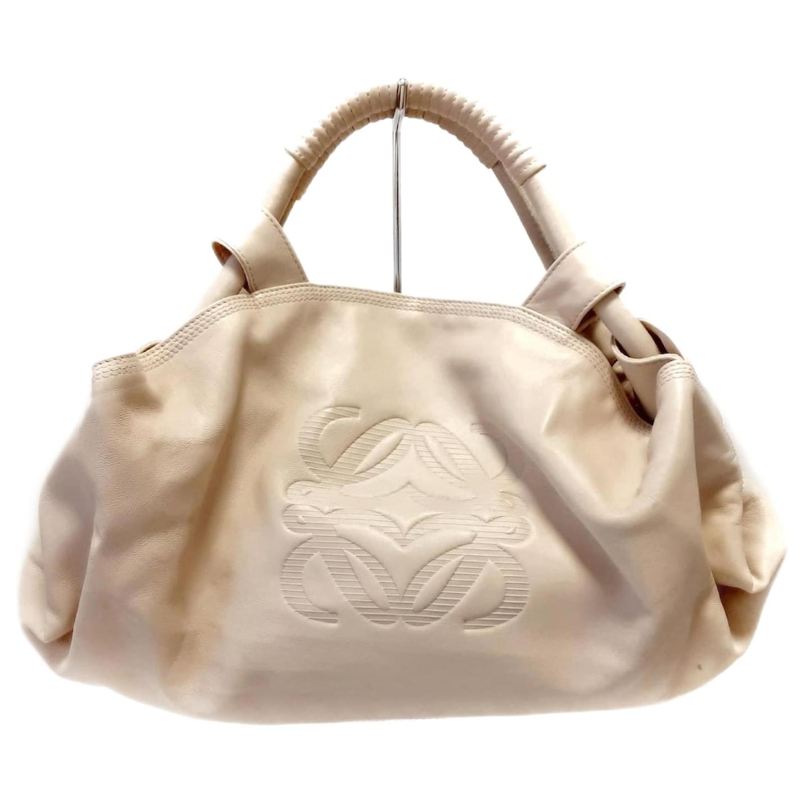 Loewe Nappa Beige Leather ref.829968 - Joli Closet