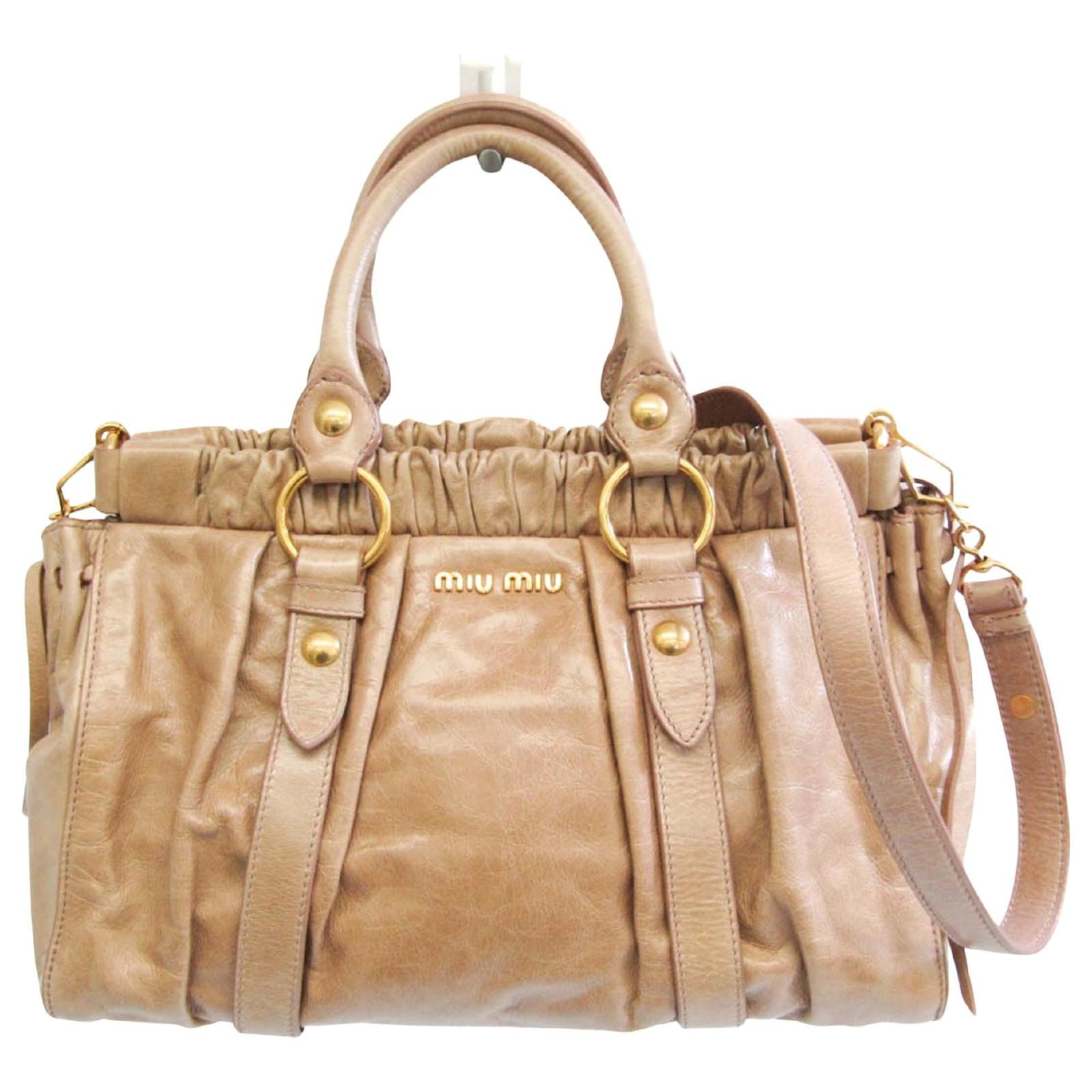 miu miu Beige Leather ref.830057 - Joli Closet