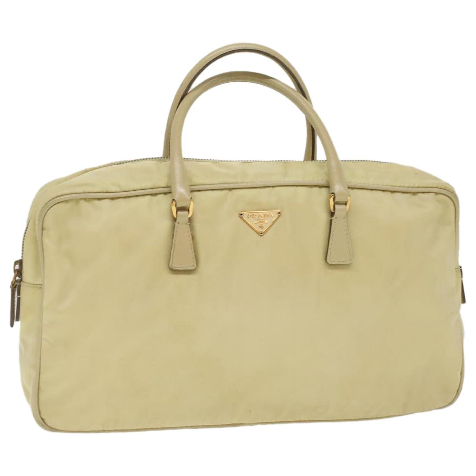 PRADA Handtasche Nylon Beige Auth 37133 ref.833506 - Joli Closet